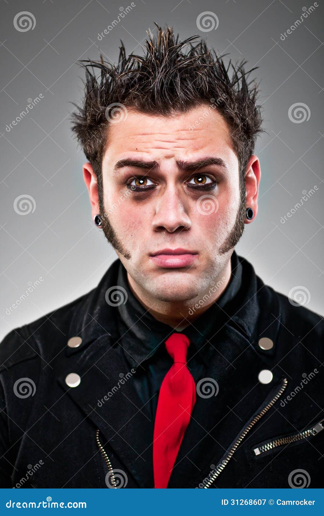 Hombre Joven Vestido Como Emo Goth. Imagen de archivo - Imagen de joven ...