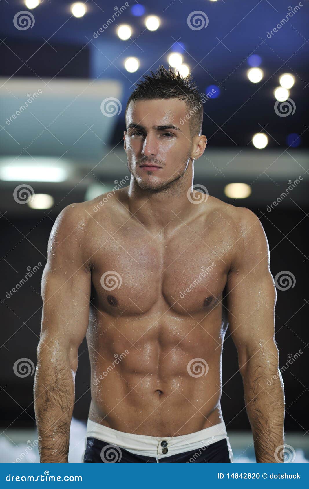 Hombre Macho foto de archivo. Imagen de seises, individuo - 14842820