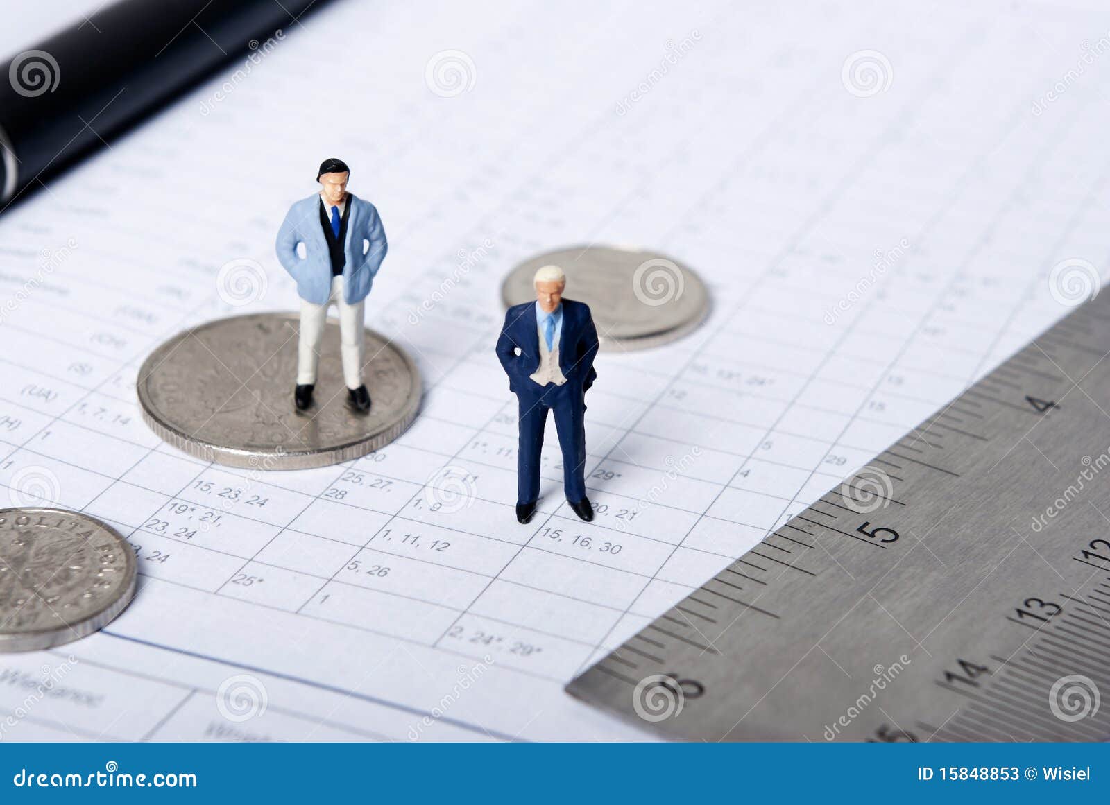 Hombre miniatura con clave imagen de archivo. Imagen de pares - 15848853