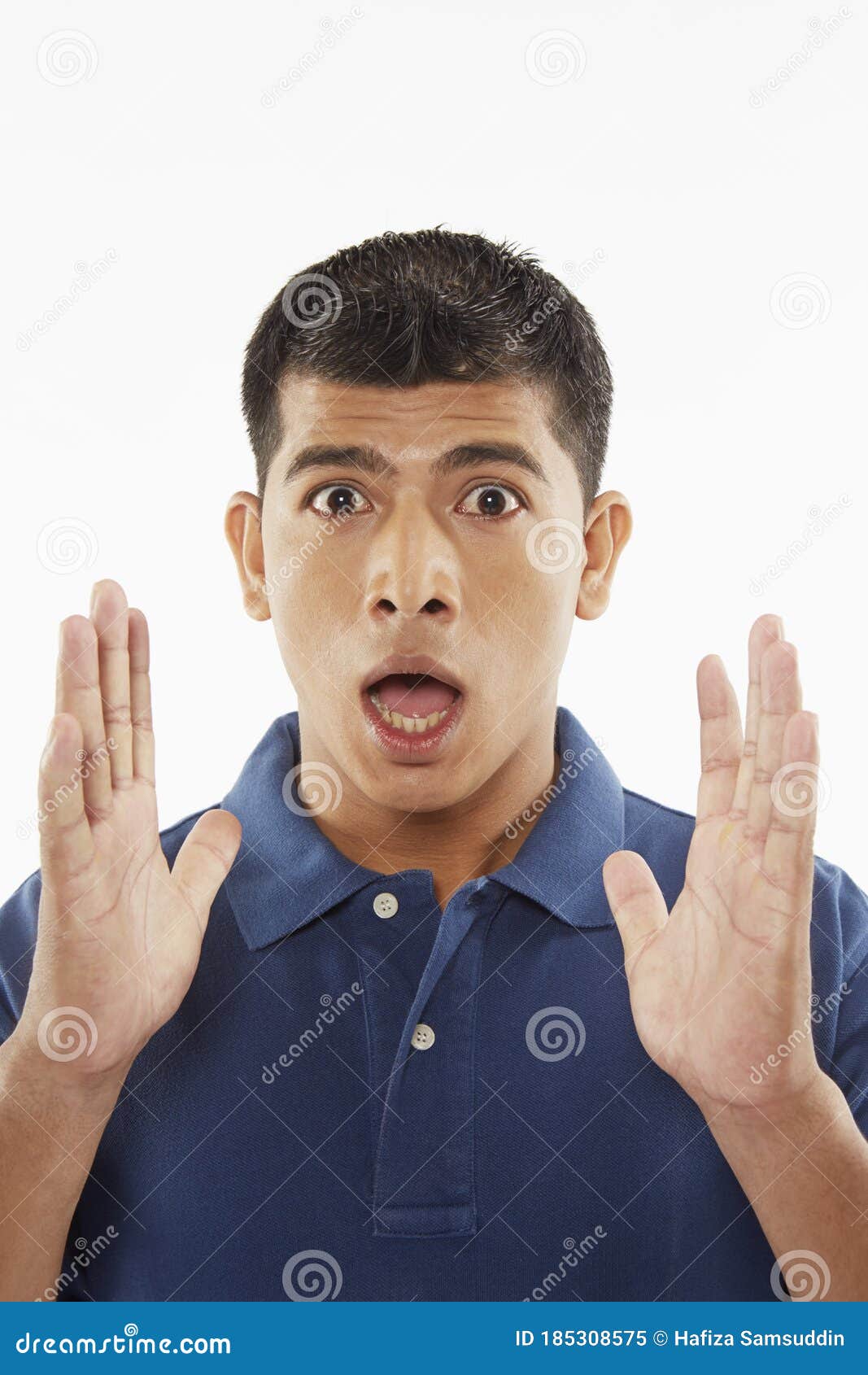 Hombre muy impactado imagen de archivo. Imagen de tiro - 185308575