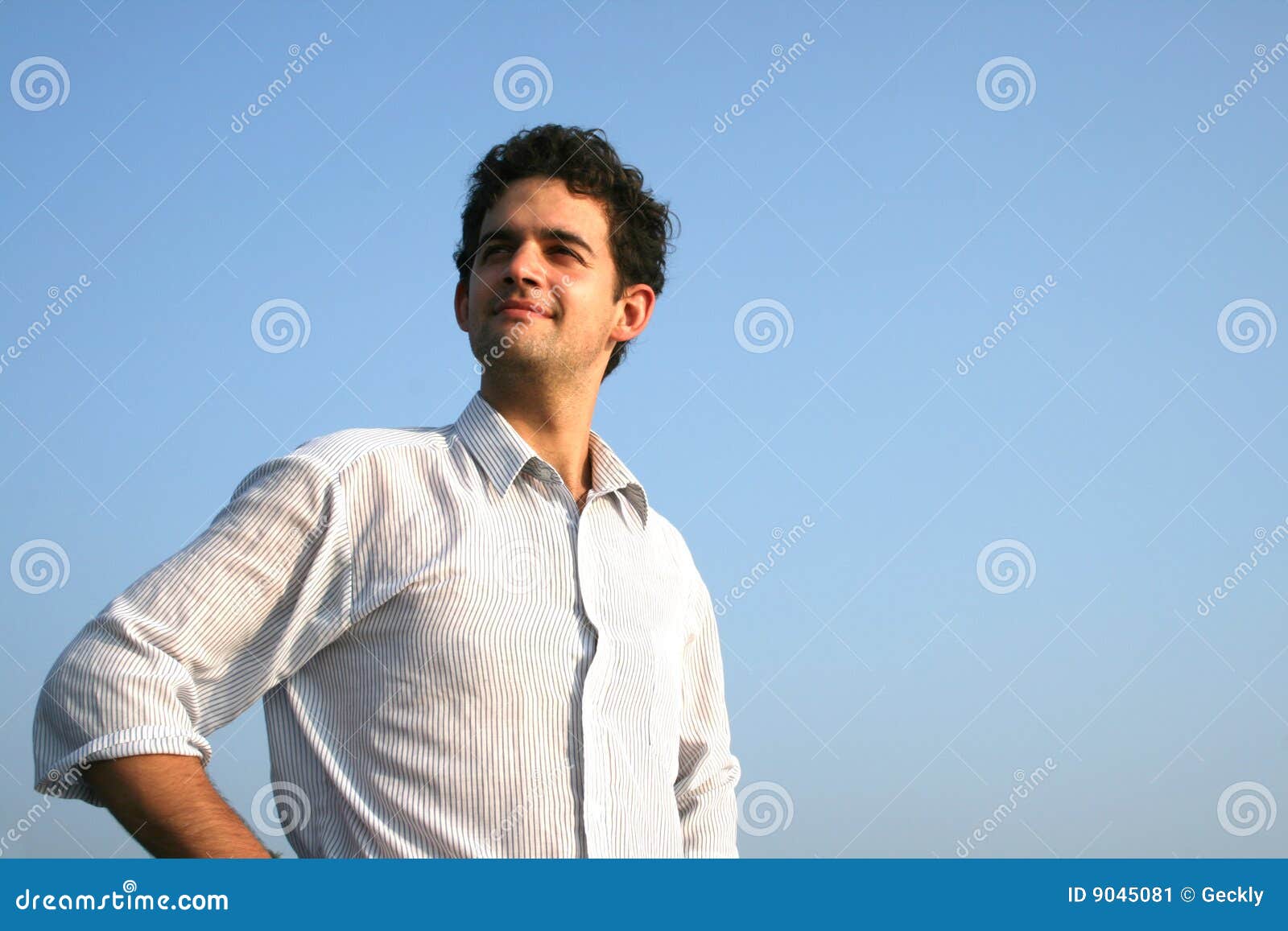 Hombre satisfecho imagen de archivo. Imagen de persona - 9045081