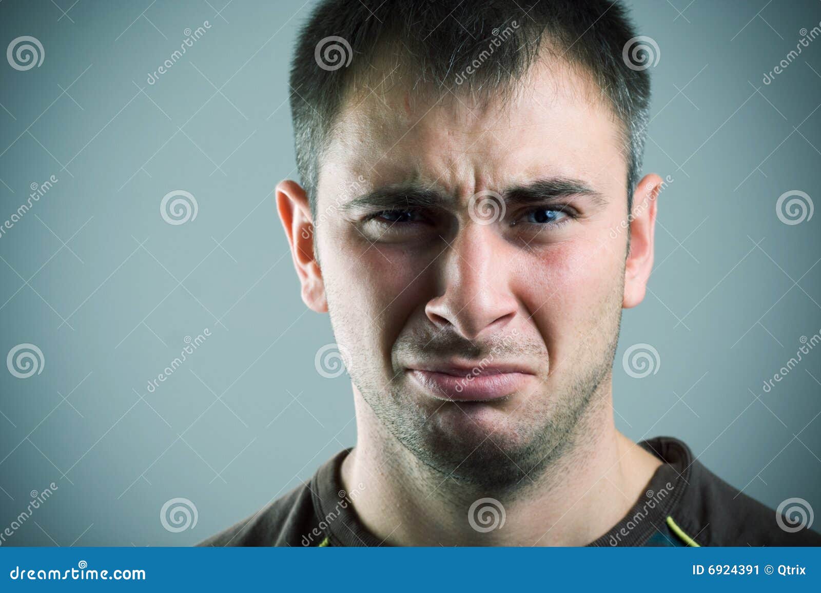 Hombres Que Expresan Repugnancia. Imagen de archivo - Imagen de retrato ...