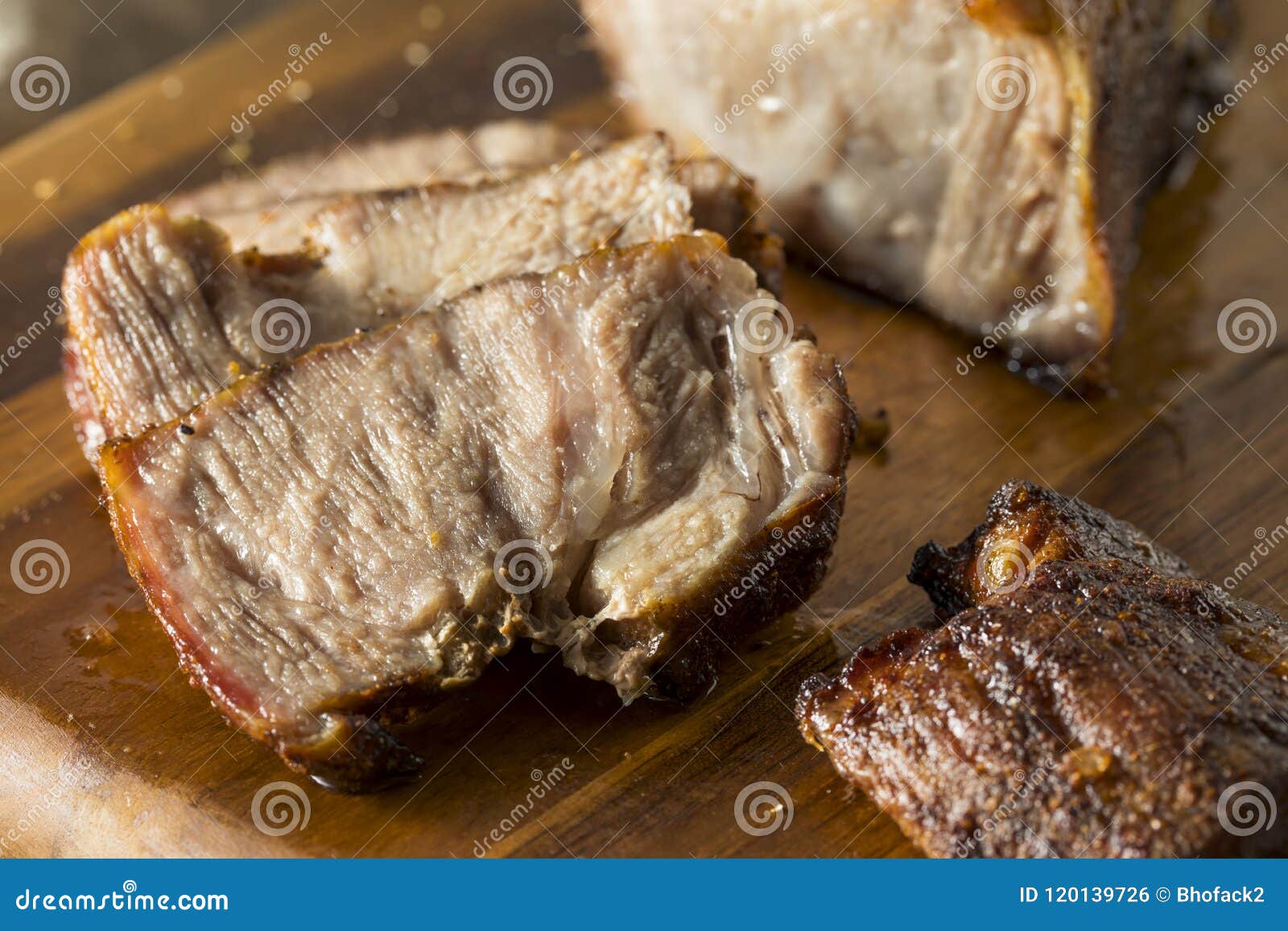 Hombro Asado Del Extremo Del Cerdo Foto de archivo - Imagen de ...