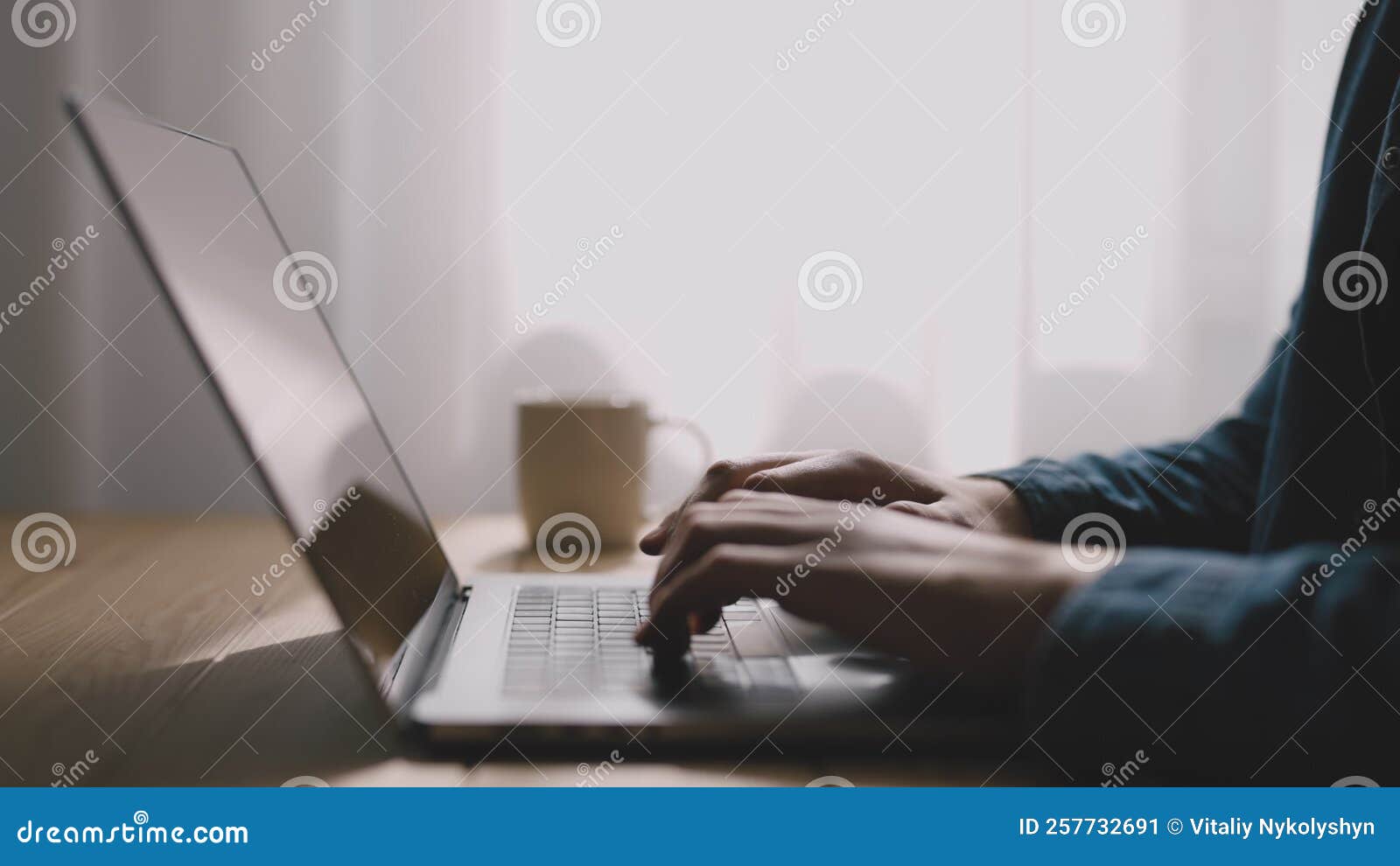 Home coder wrokplace stock video. Video of internet - 257732691