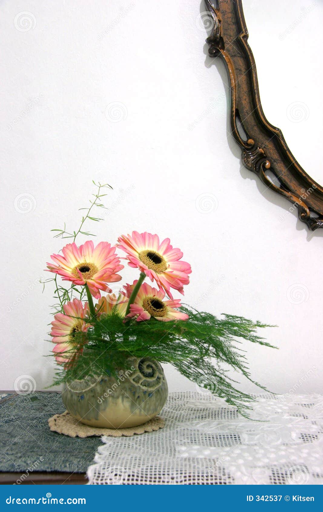 13,063 Indoor Flower Arrangement Stock Photos - Free & Royalty-Free ...