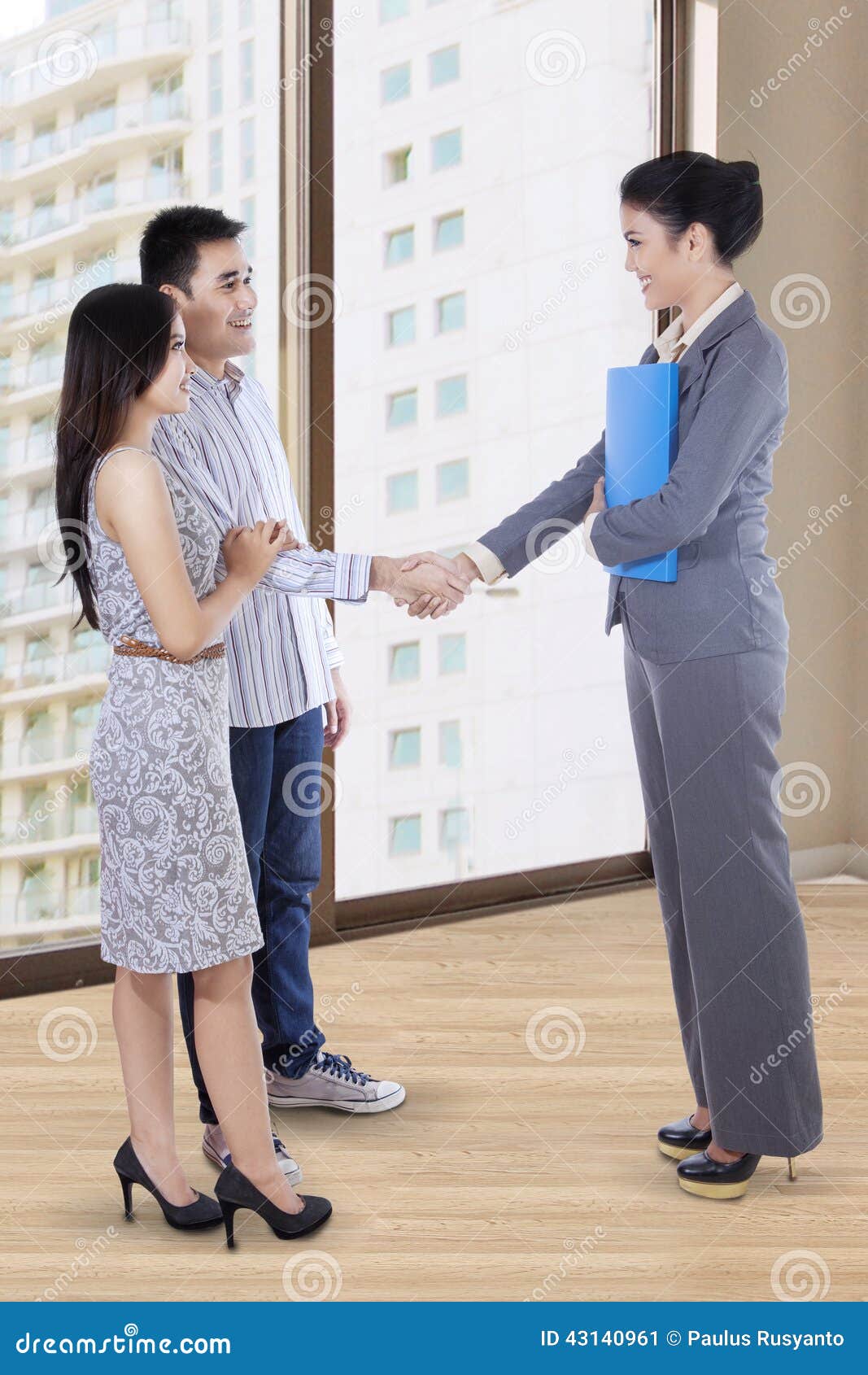 Home selling transaction stock image. Image of investment - 43140961