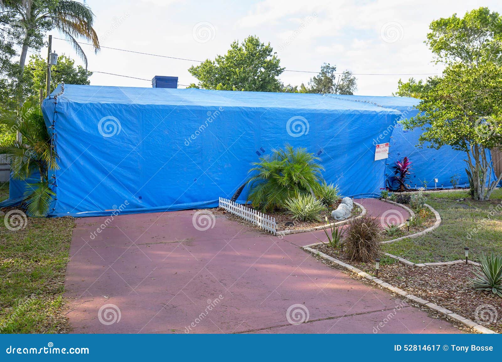 Home Tenting / Structural Fumigation Stock Image - Image of insecticide ...