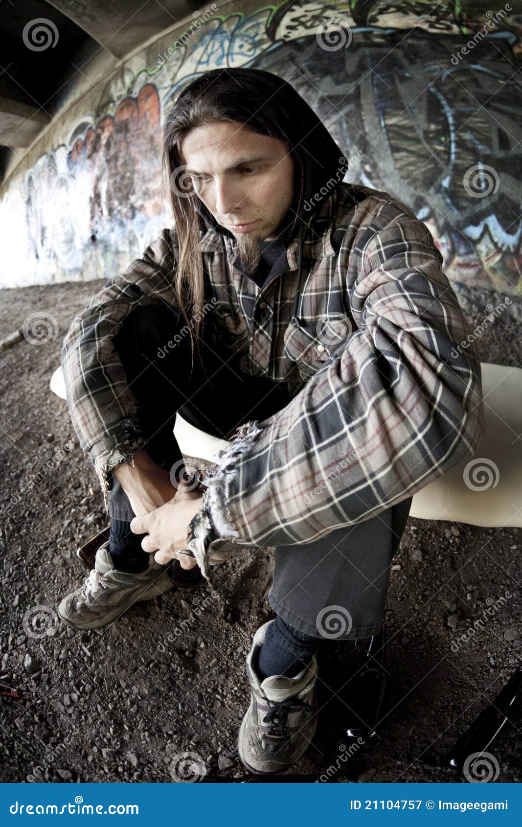 Homeless Alcoholic Drinking Beer Stock Image - Image of drug, misery ...