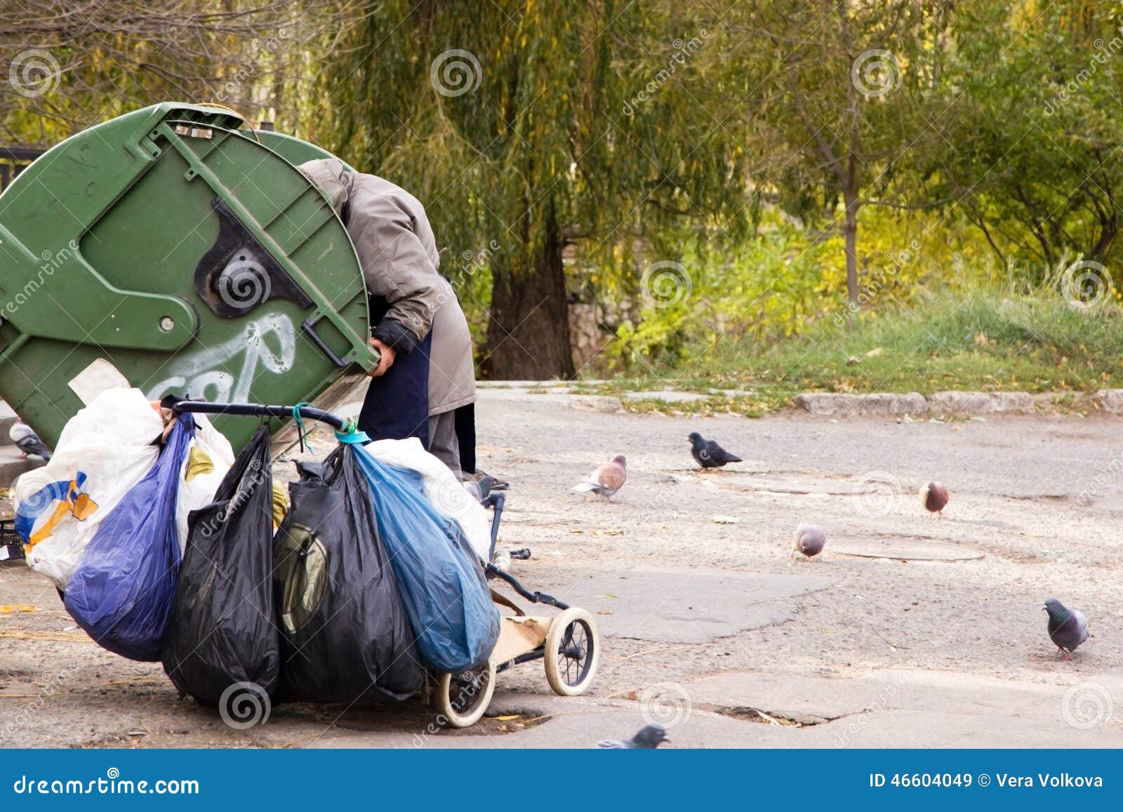 446 Homeless Garbage Can Photos - Free & Royalty-Free Stock Photos from ...