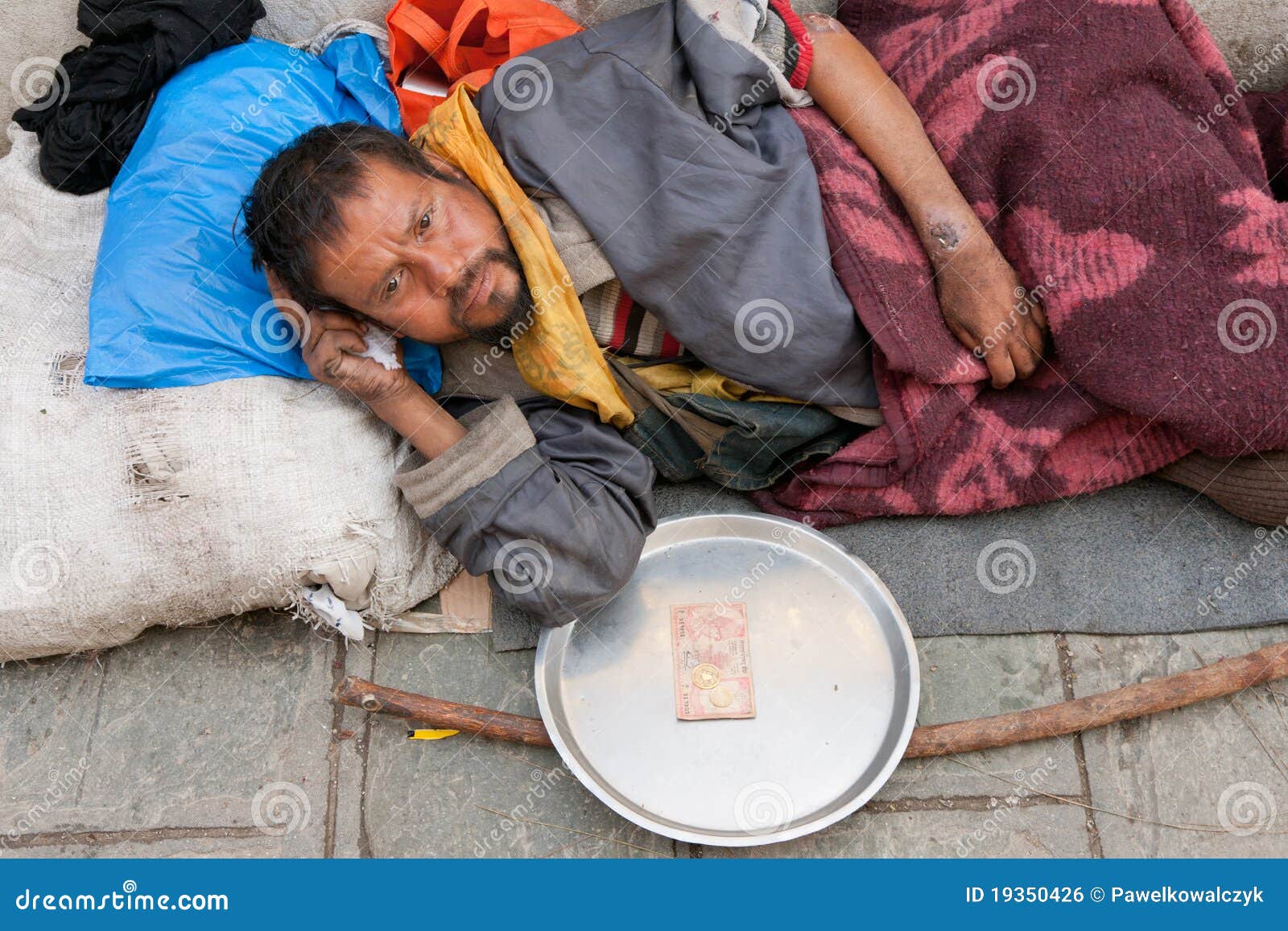 Homeless in Nepal editorial photo. Image of rags, poverty - 19350426