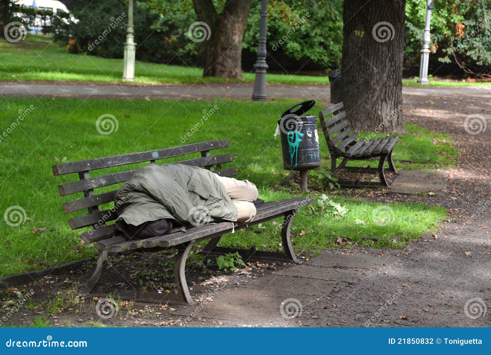 513 Homeless Sleeping Park Bench Photos - Free & Royalty-Free Stock ...