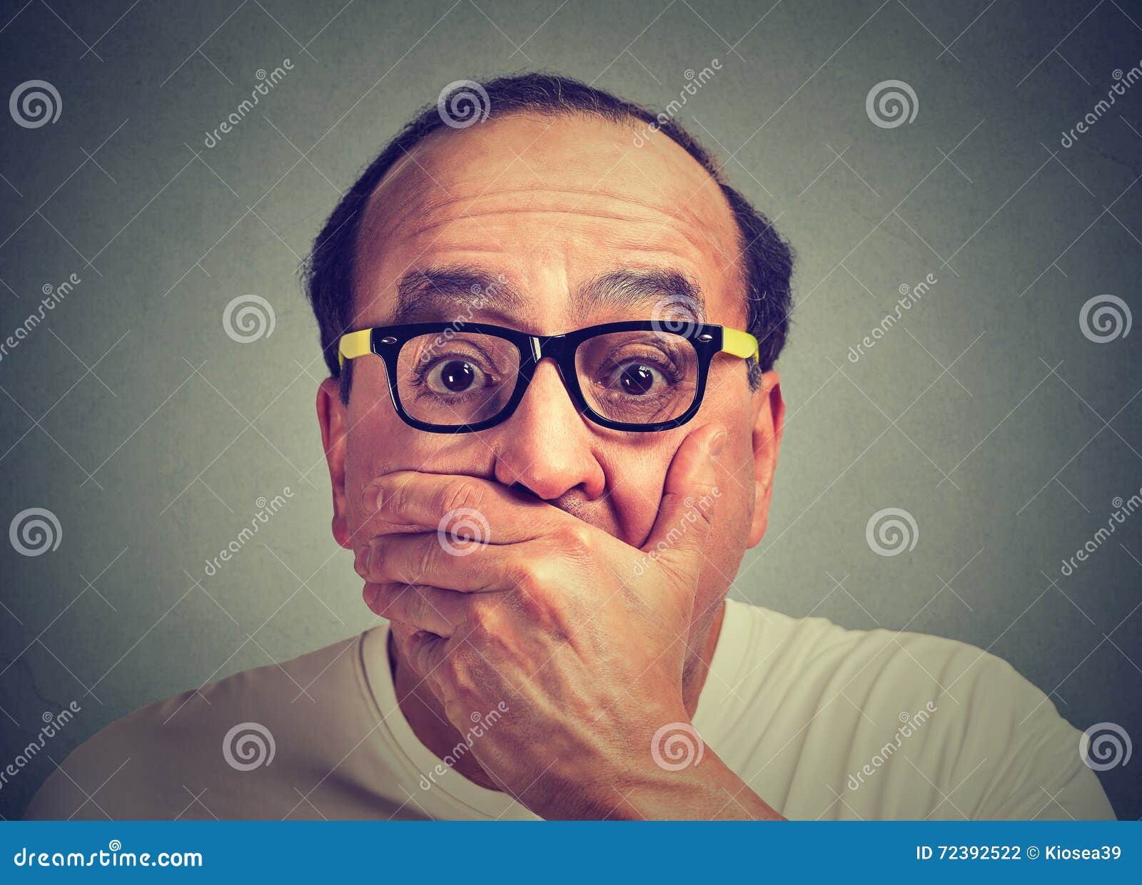 Homem Assustado Surpreendido Foto de Stock - Imagem de macho, susto ...