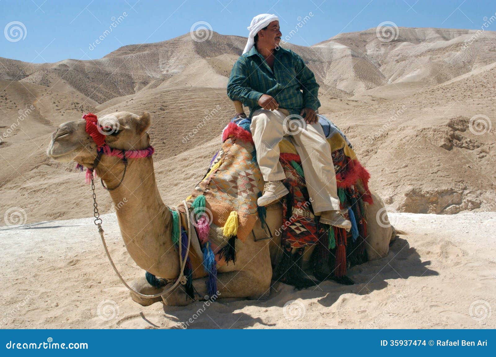Homem beduíno imagem de stock editorial. Imagem de marco - 35937474