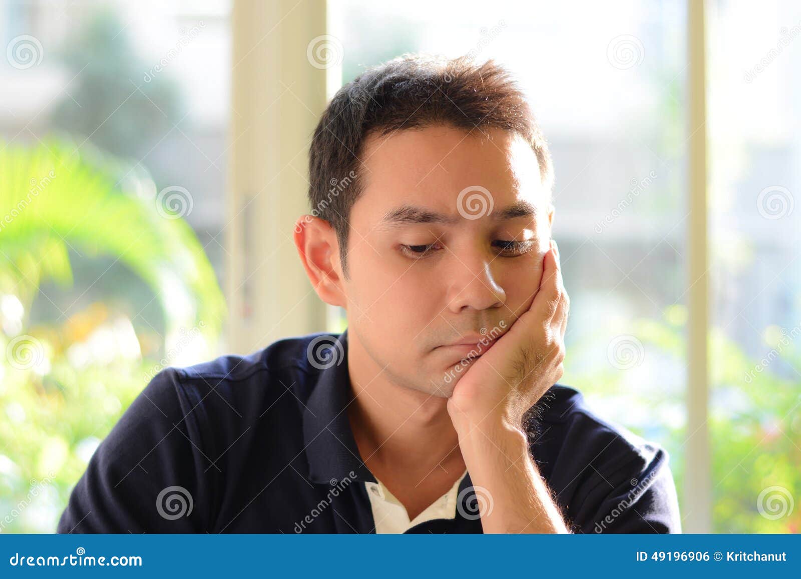 Homem furado foto de stock. Imagem de infeliz, retrato - 49196906