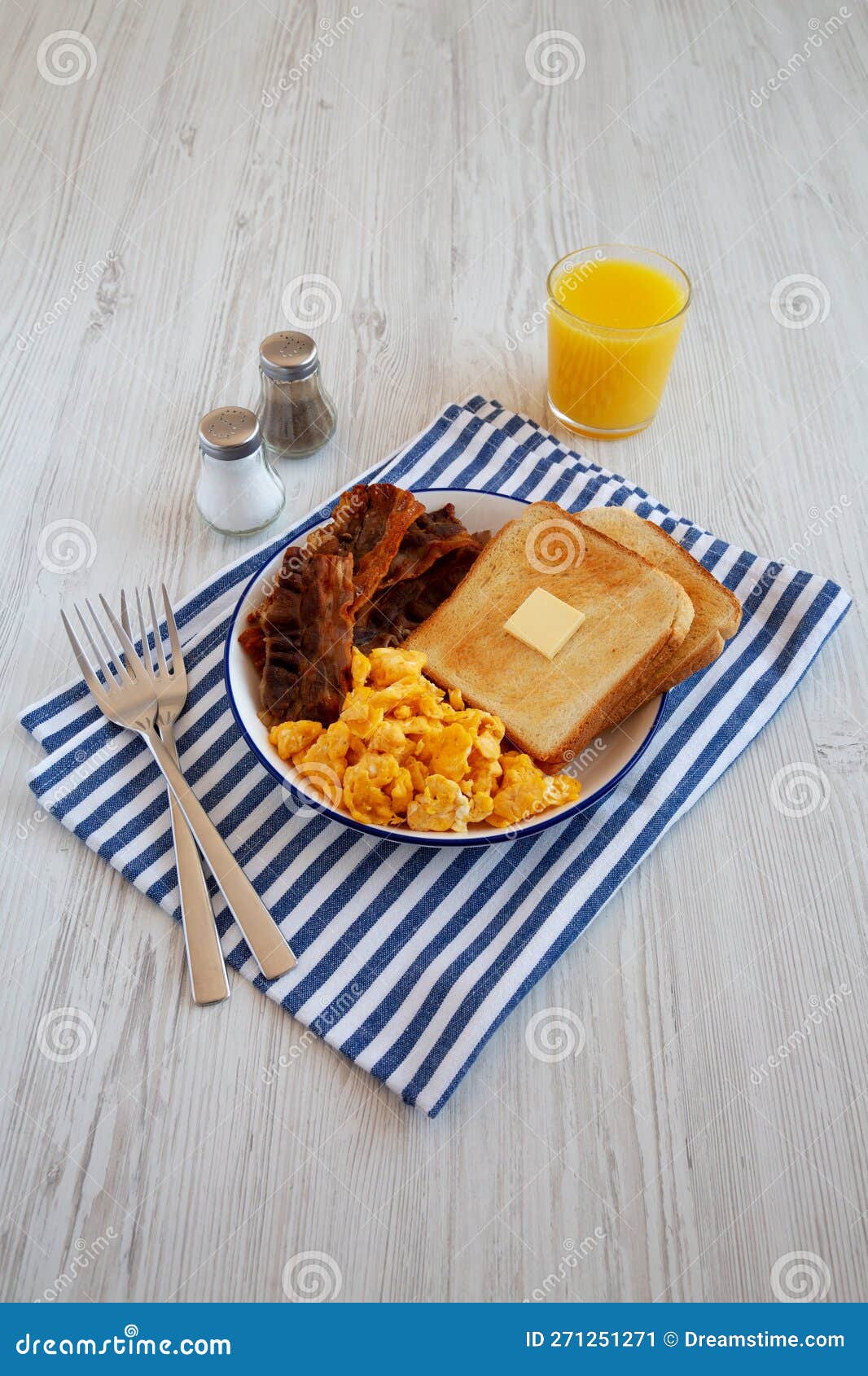 Homemade American Scrambled Egg Breakfast on a Plate, Side View Stock ...