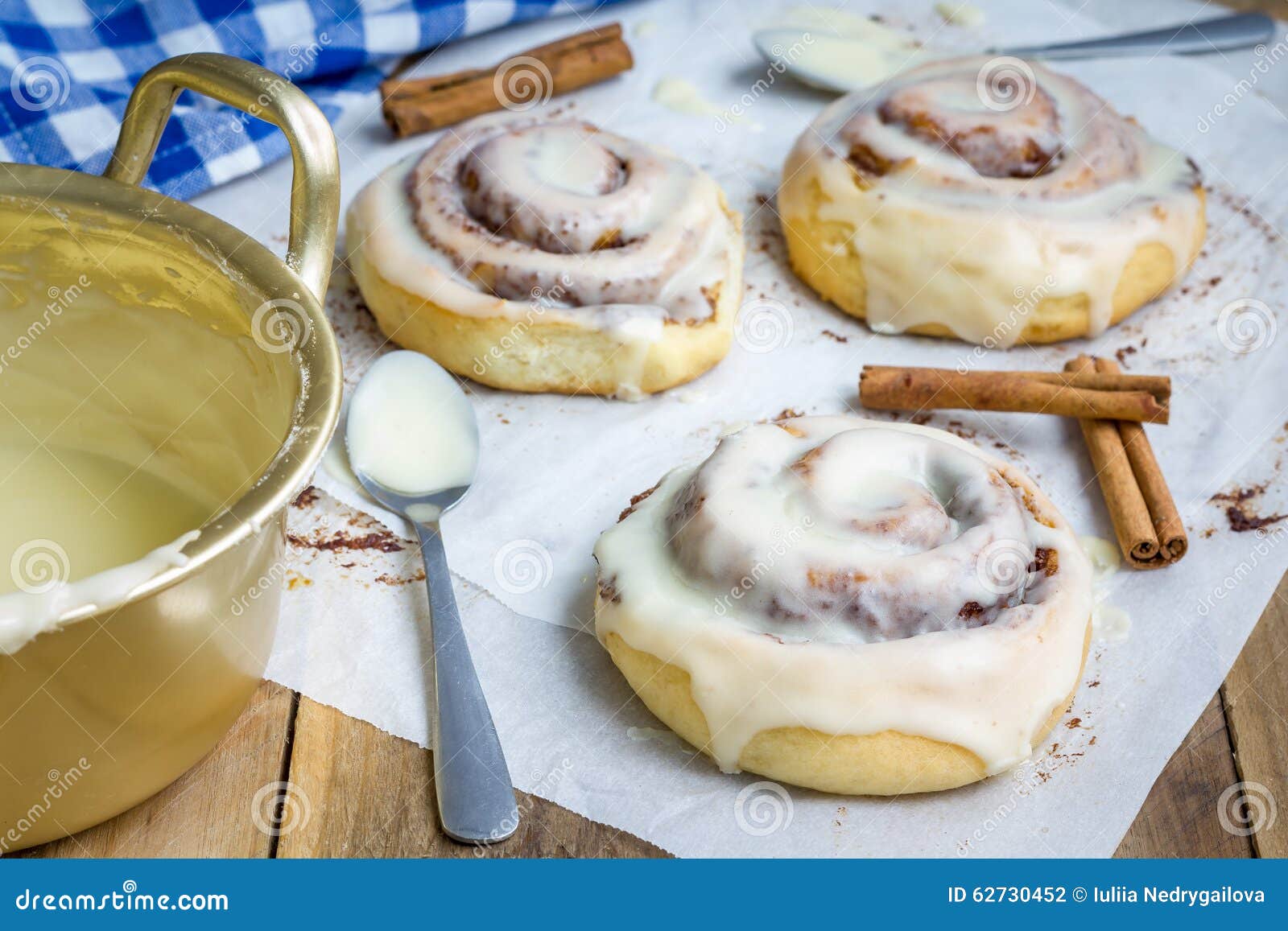 Homemade Cinnabons Cinnamon Rolls Stock Photo - Image of cinnamon ...