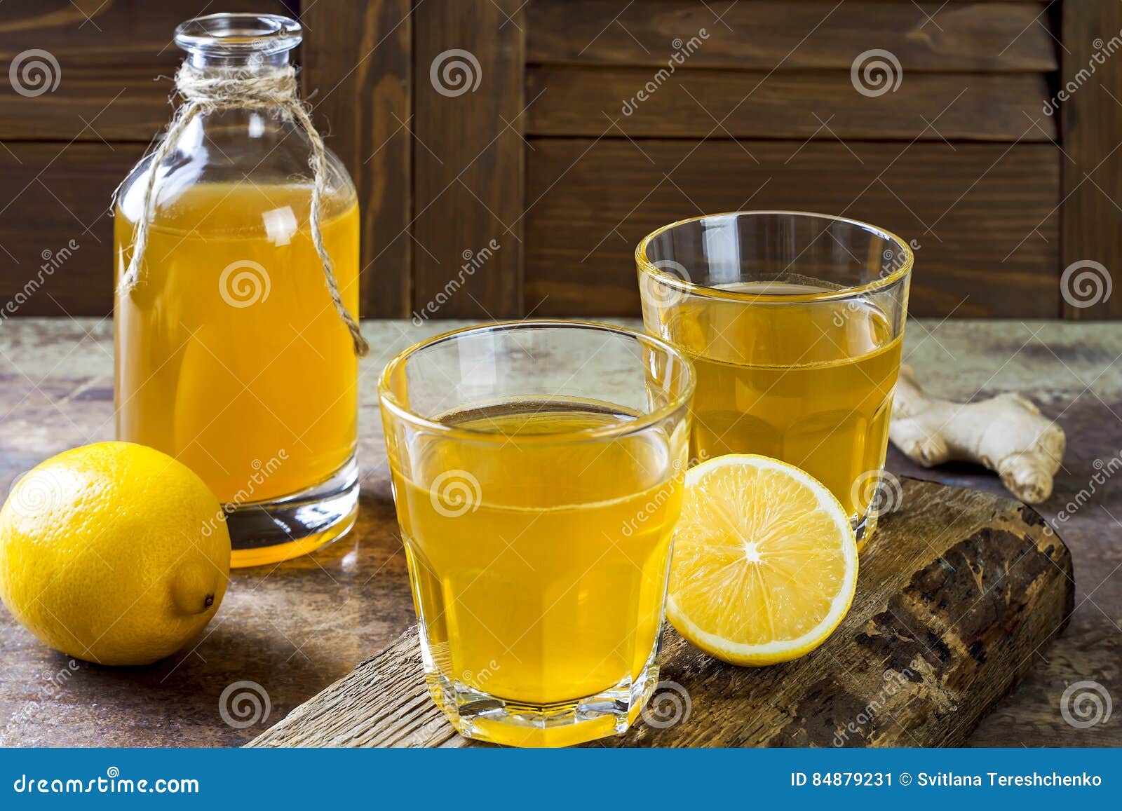 Homemade Fermented Raw Ginger Lemon Kombucha Tea Healthy Natural