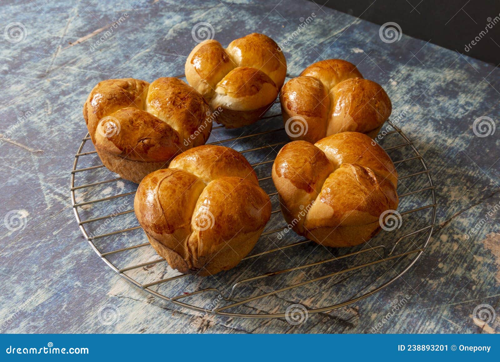 Homemade Fresh Bread Cluster Buns Stock Image - Image of bake, buns ...