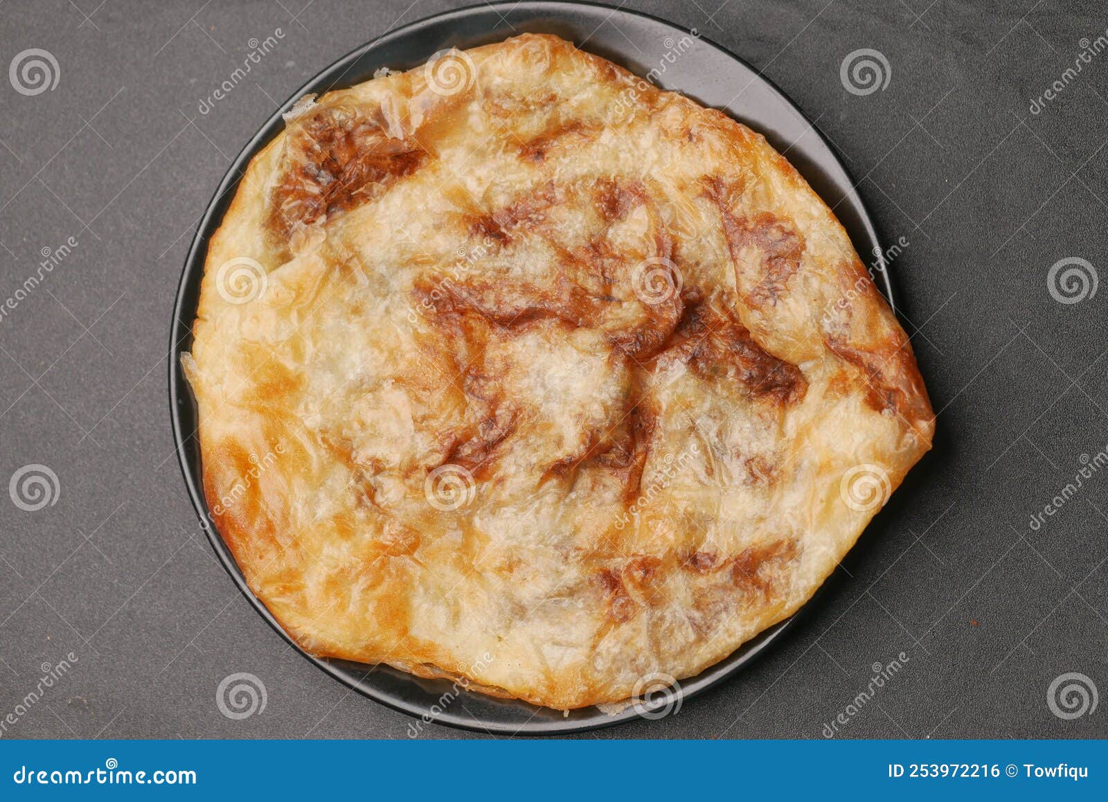 Homemade Roti Chapati on Table . Stock Photo - Image of lunch, roasted ...
