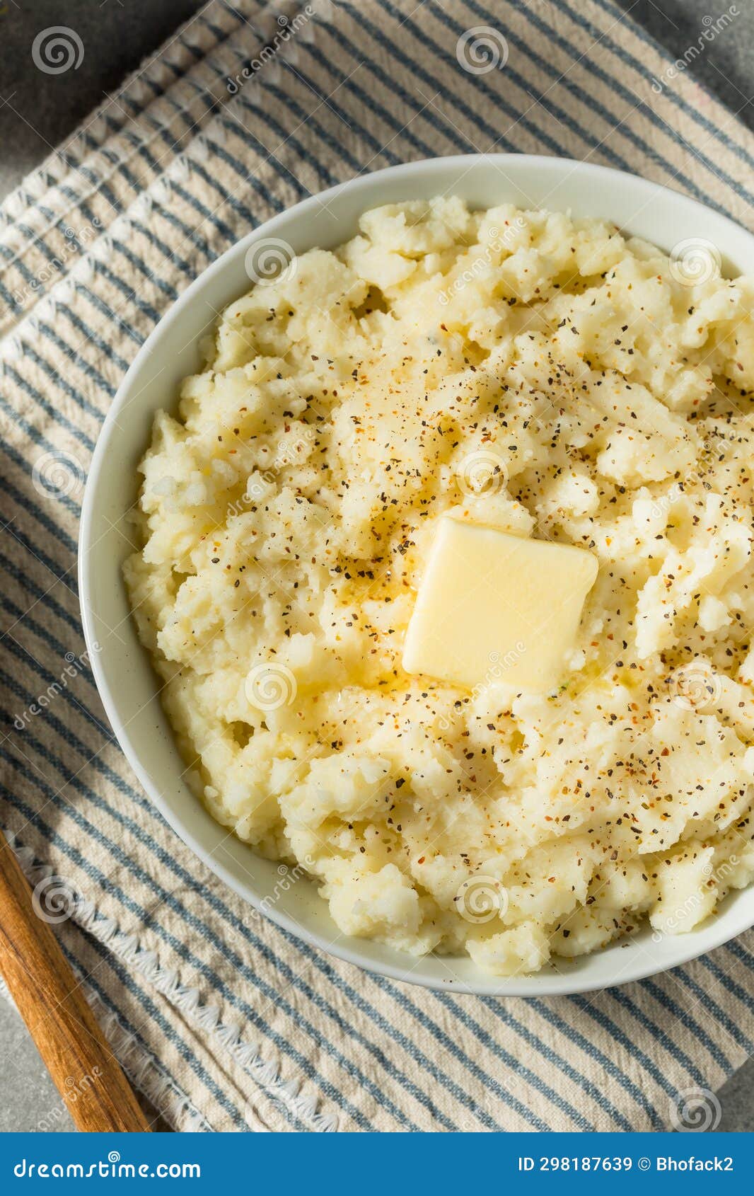 Homemade White Mashed Potatoes Stock Image - Image of organic, potato ...