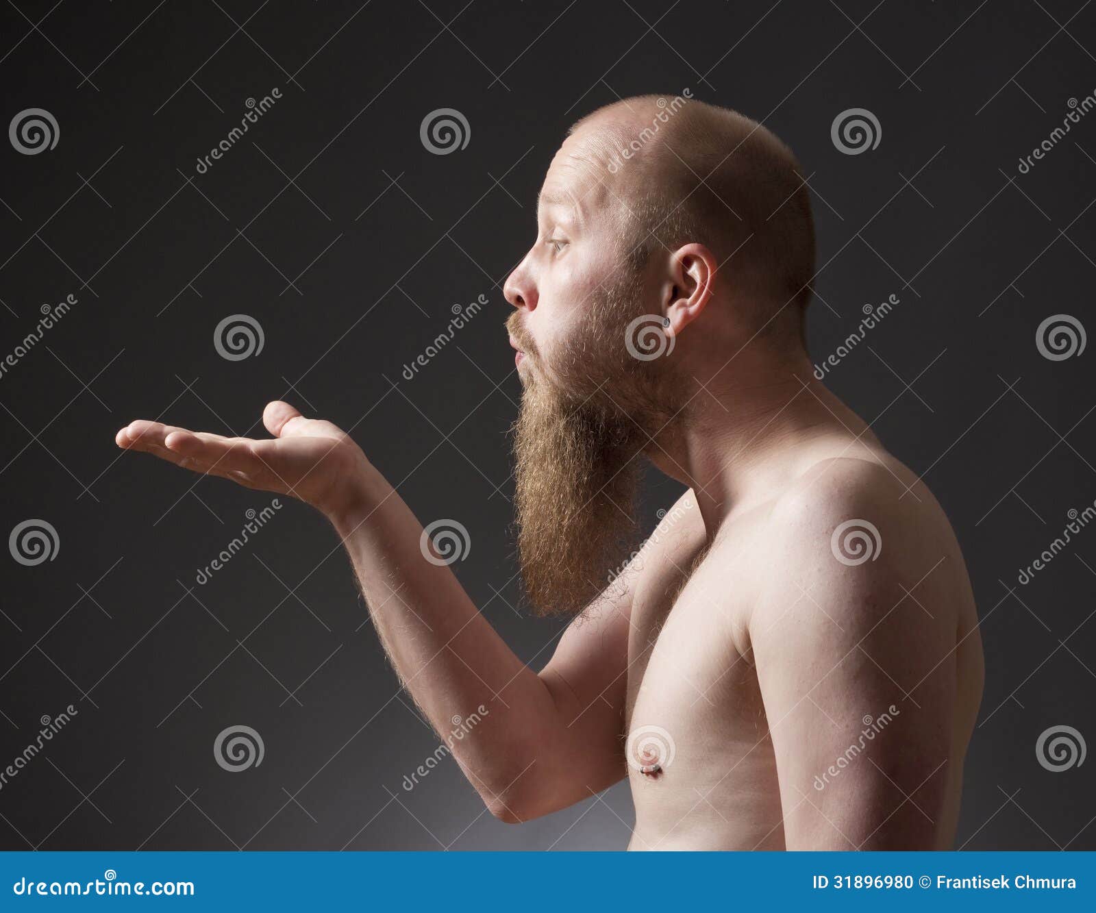 Homme Avec La Barbe De Barbichette Photo stock - Image du studio ...