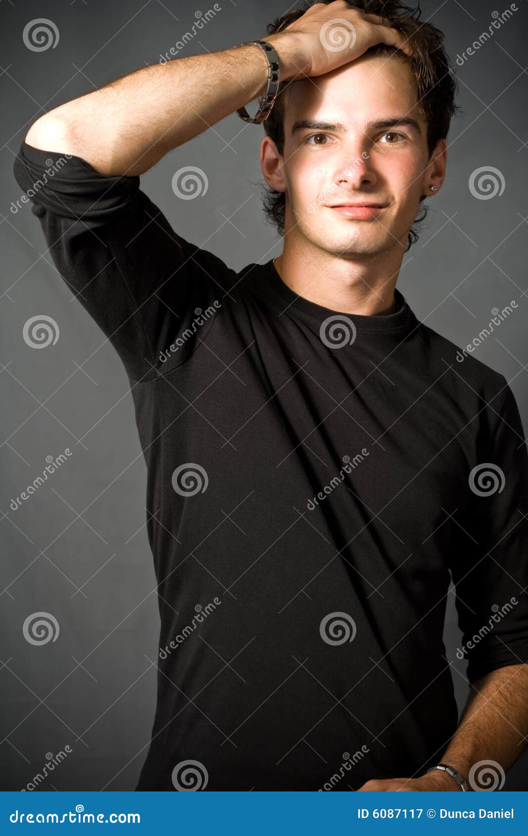 Homme bel confiant image stock. Image of frais, humain - 6087117