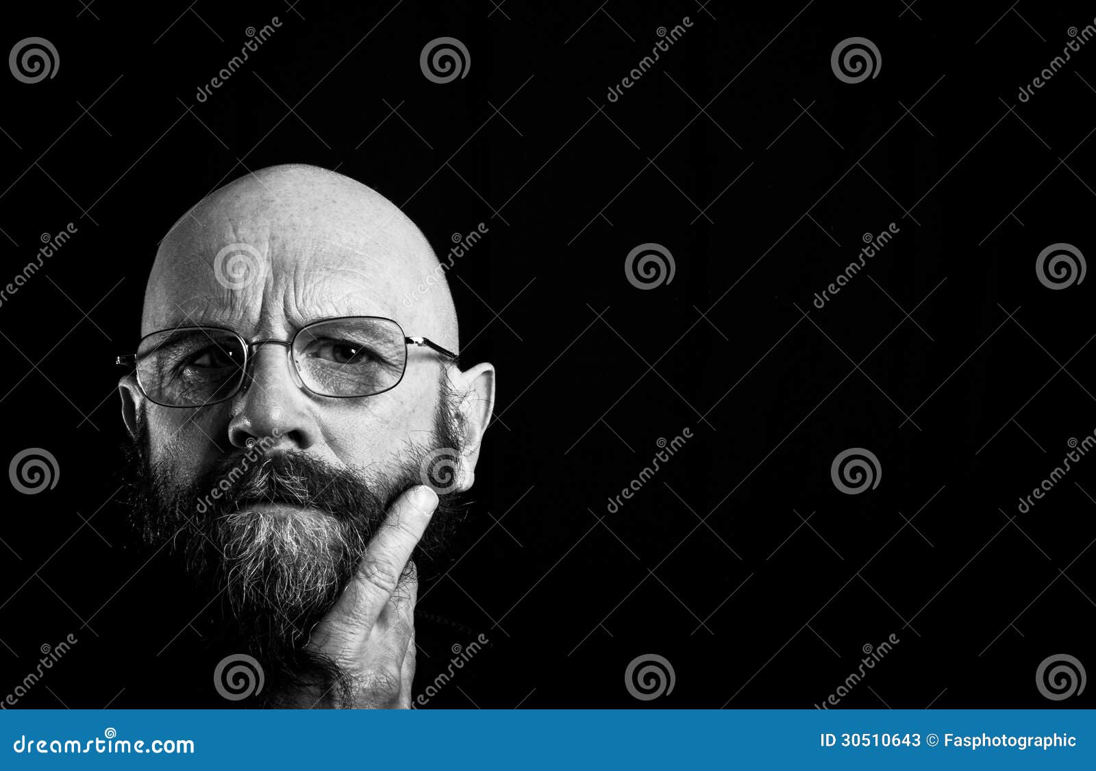 Homme confus image stock. Image du souci, perdu, clé - 30510643