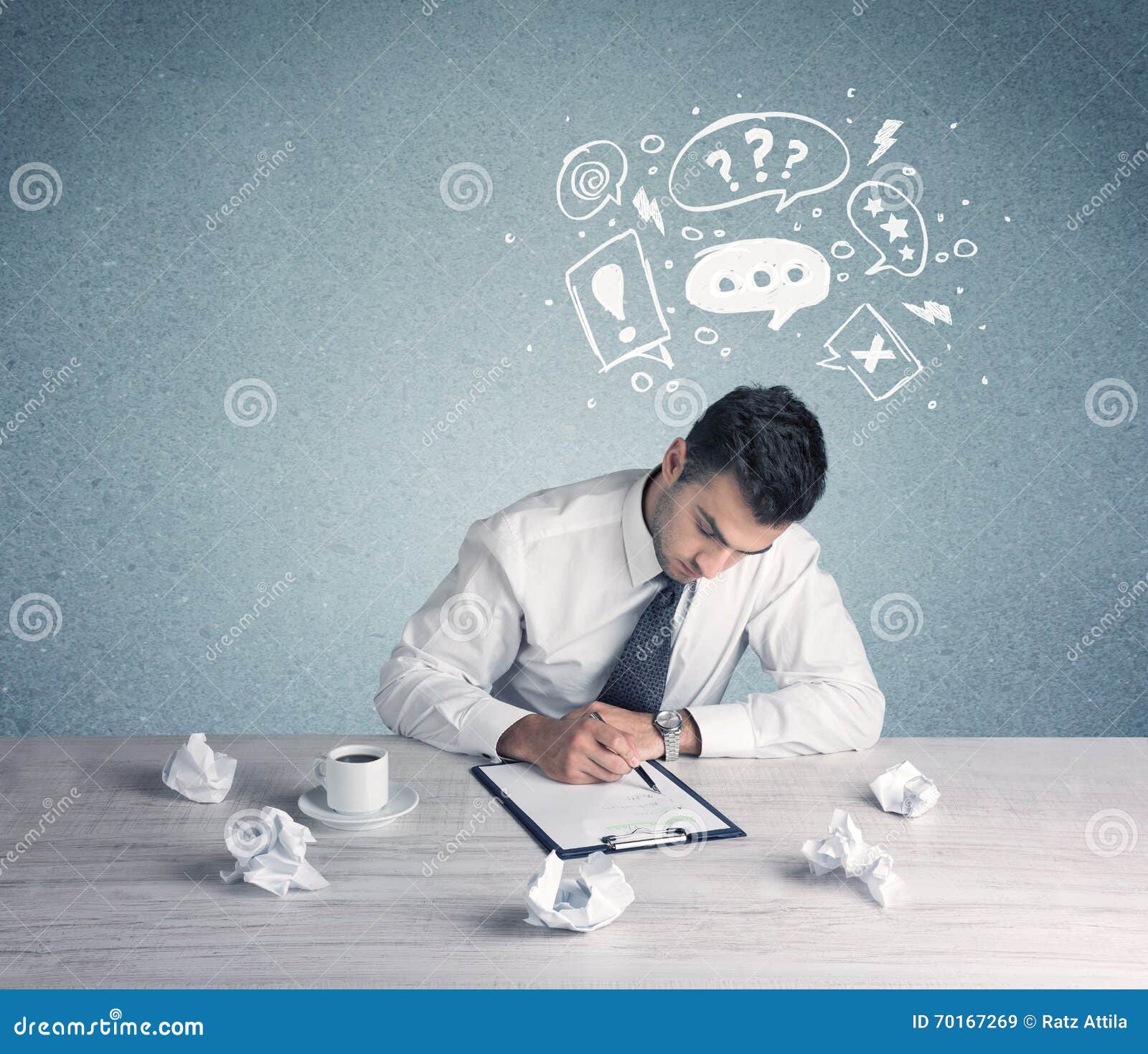 Homme D'affaires Dans Le Doute Et Confus Image stock - Image du ...