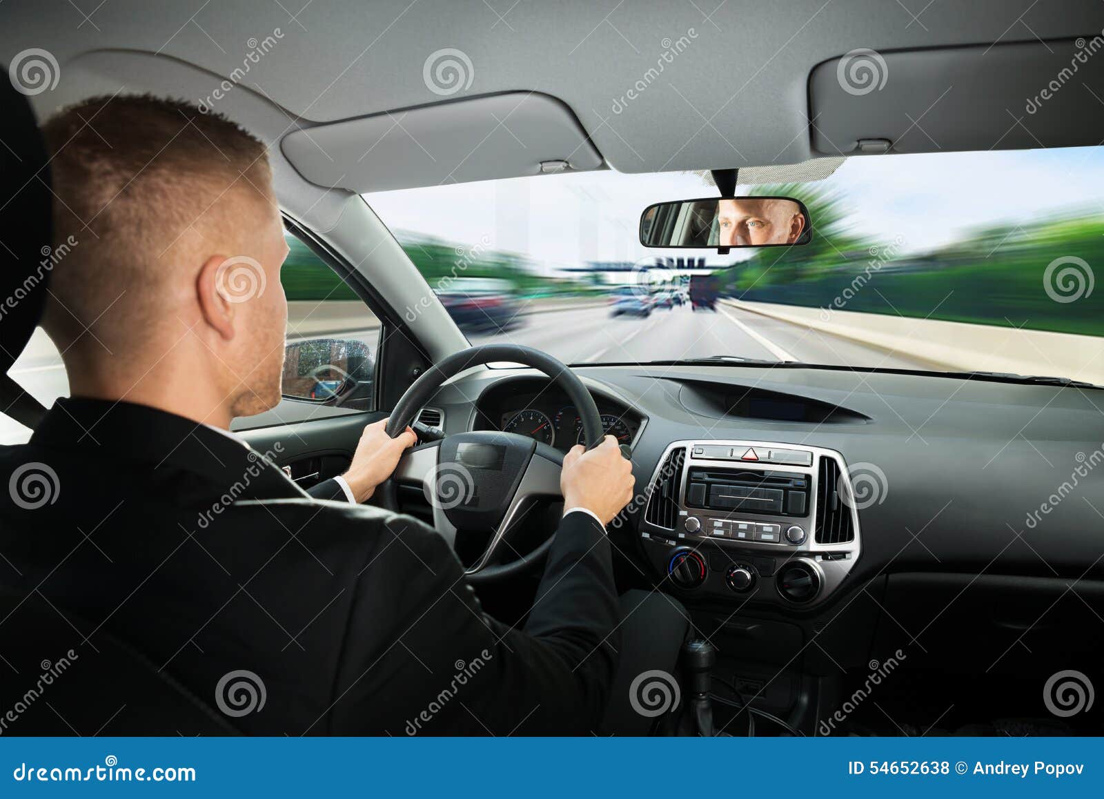 Homme D'affaires Driving Car Photo stock - Image du automobile ...