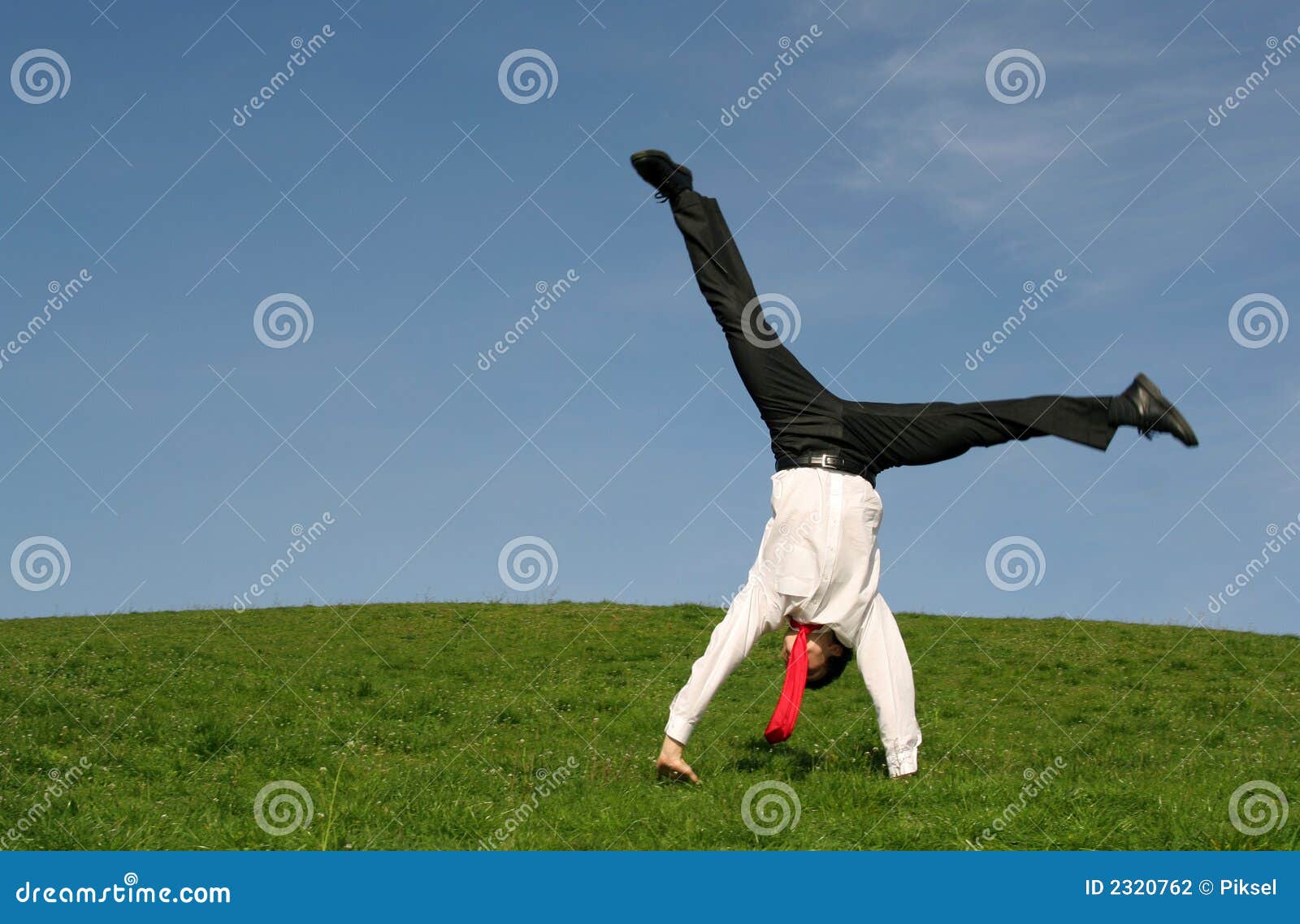 Homme D'affaires Faisant La Roue Photo stock - Image du excitation ...