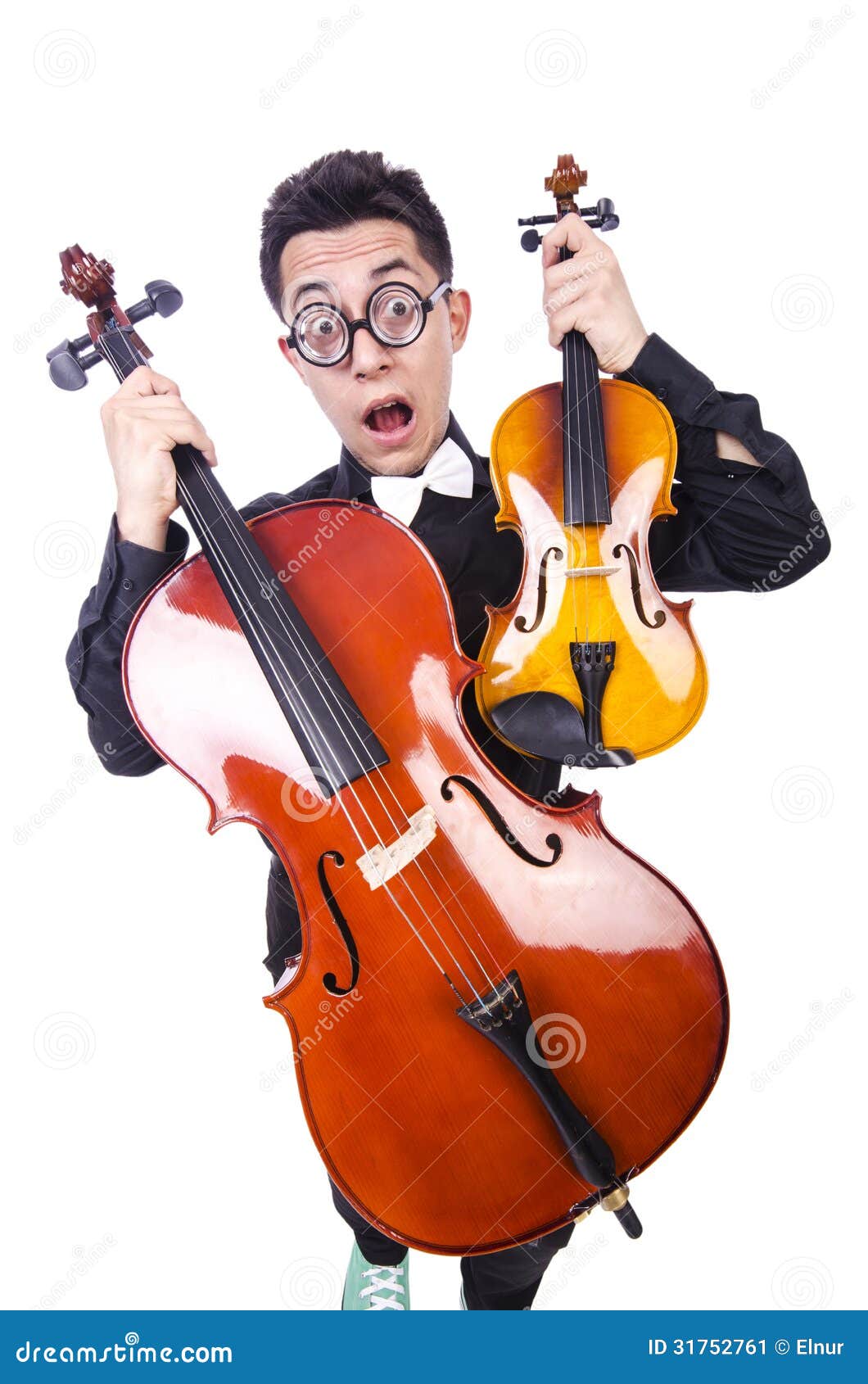 Homme drôle avec le violon image stock. Image du artistique - 31752761