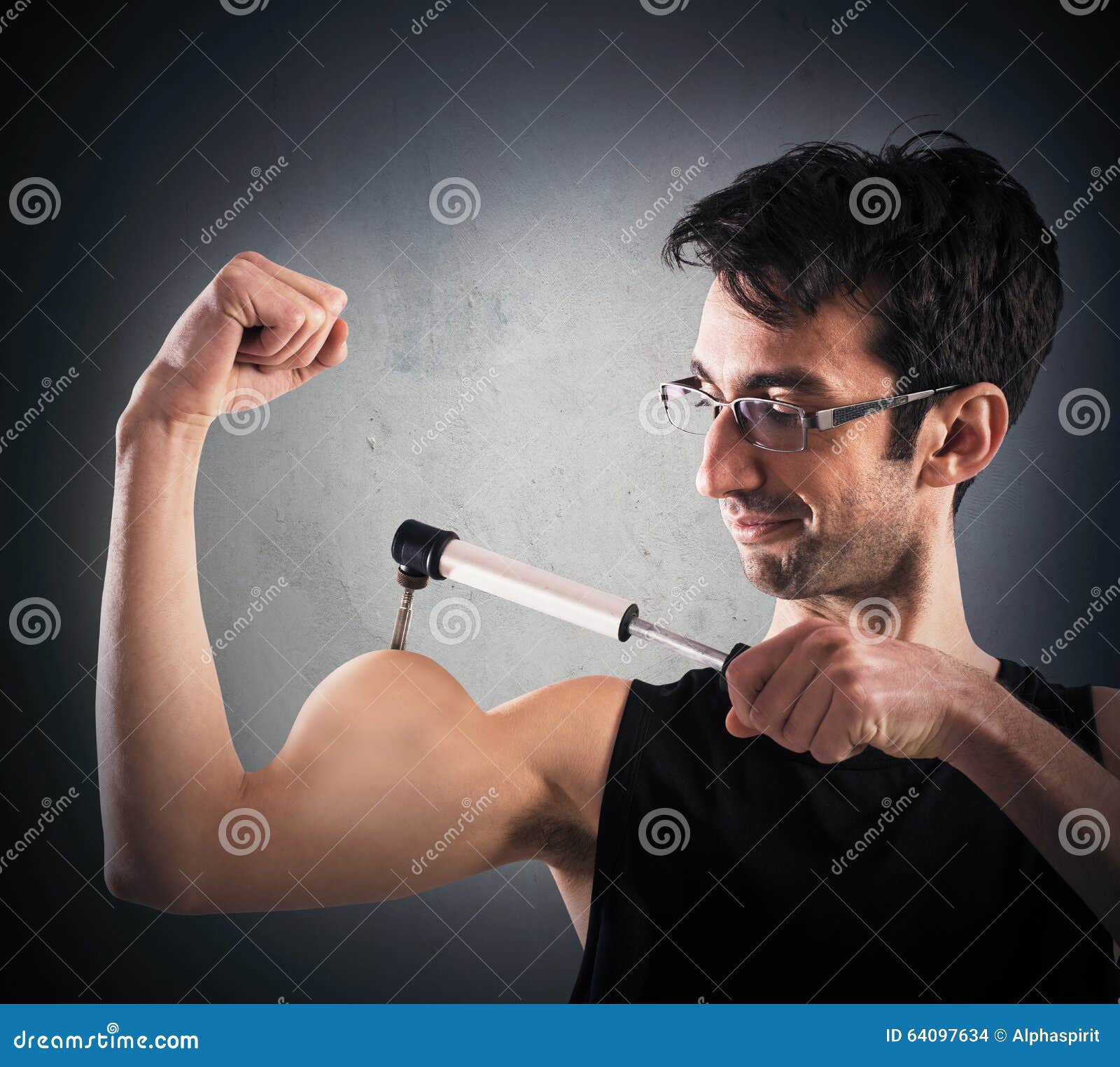 Homme musculaire ironique photo stock. Image du aptitude - 64097634