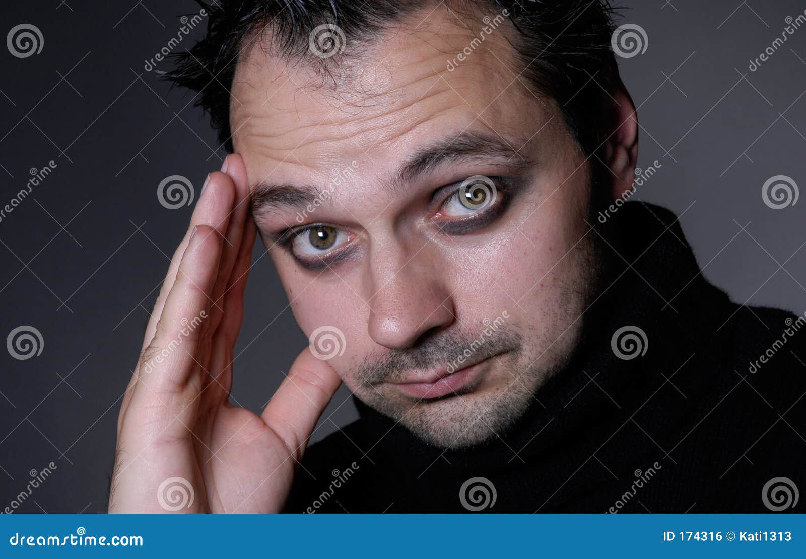 Homme : pensif photo stock. Image du masculin, modèle, verticale - 174316