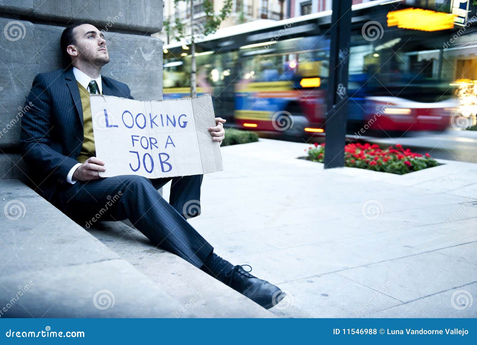 Homme sans emploi photo stock. Image du regarder, gestionnaire - 11546988