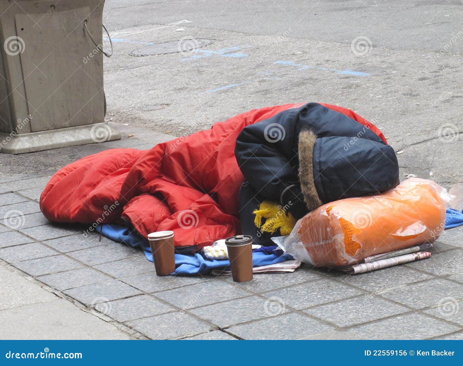 Homme sans foyer photo éditorial. Image du lifestyle - 22559156