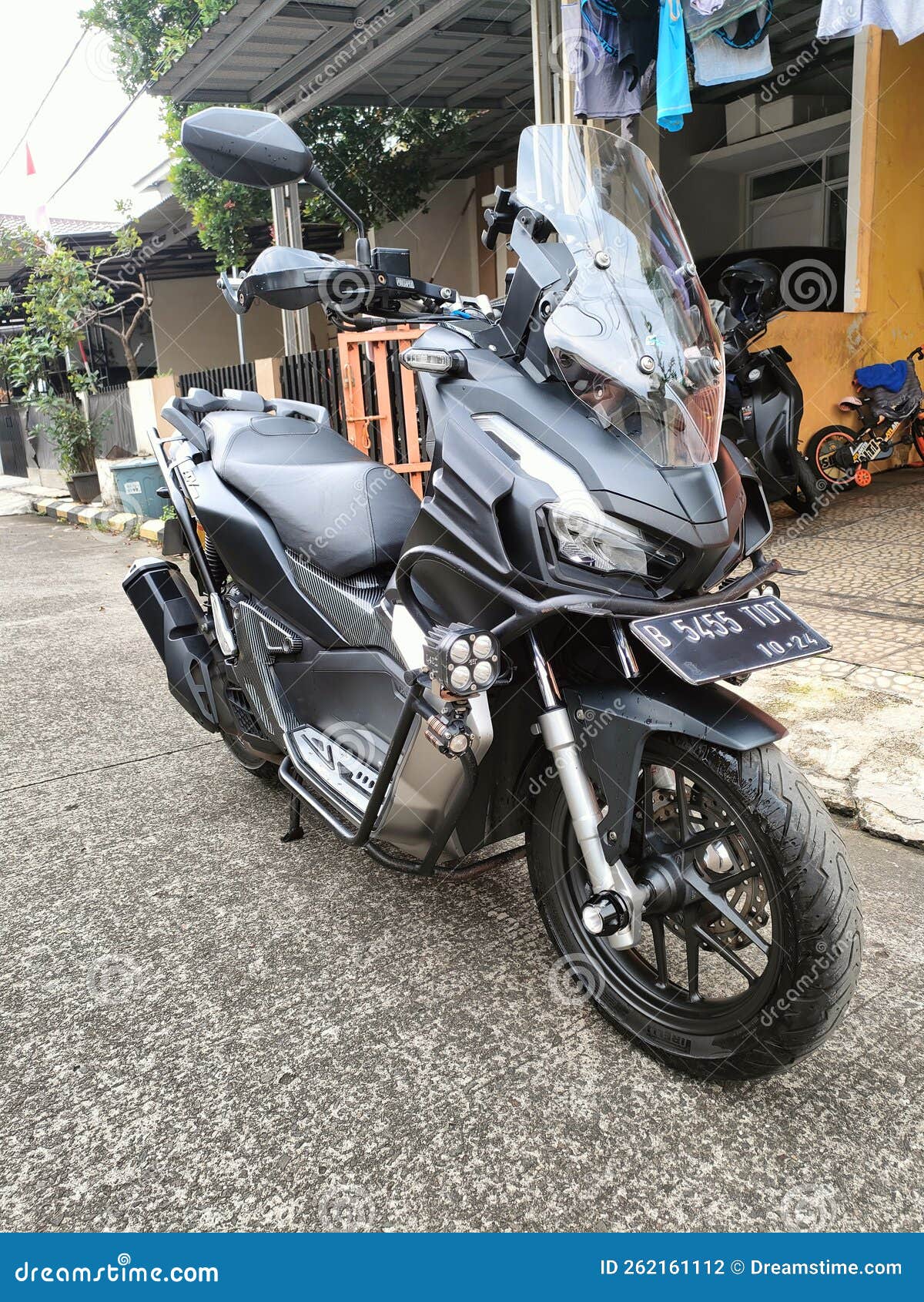 Honda Adv 150 2018 Black Edition Full Protection Bar Editorial ...