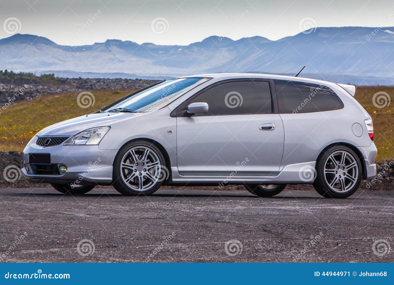 Honda Civic Type R stock image. Image of landscape, coupe - 44944971