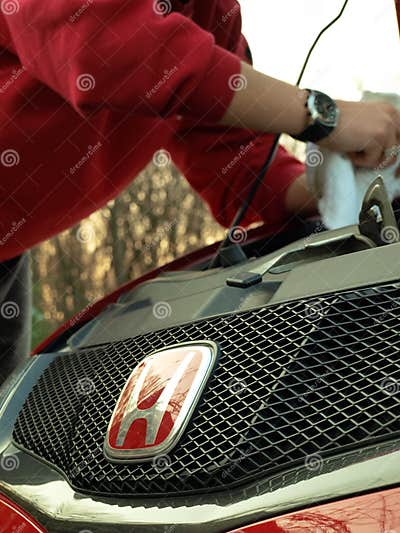 Honda service editorial stock image. Image of service - 13624289
