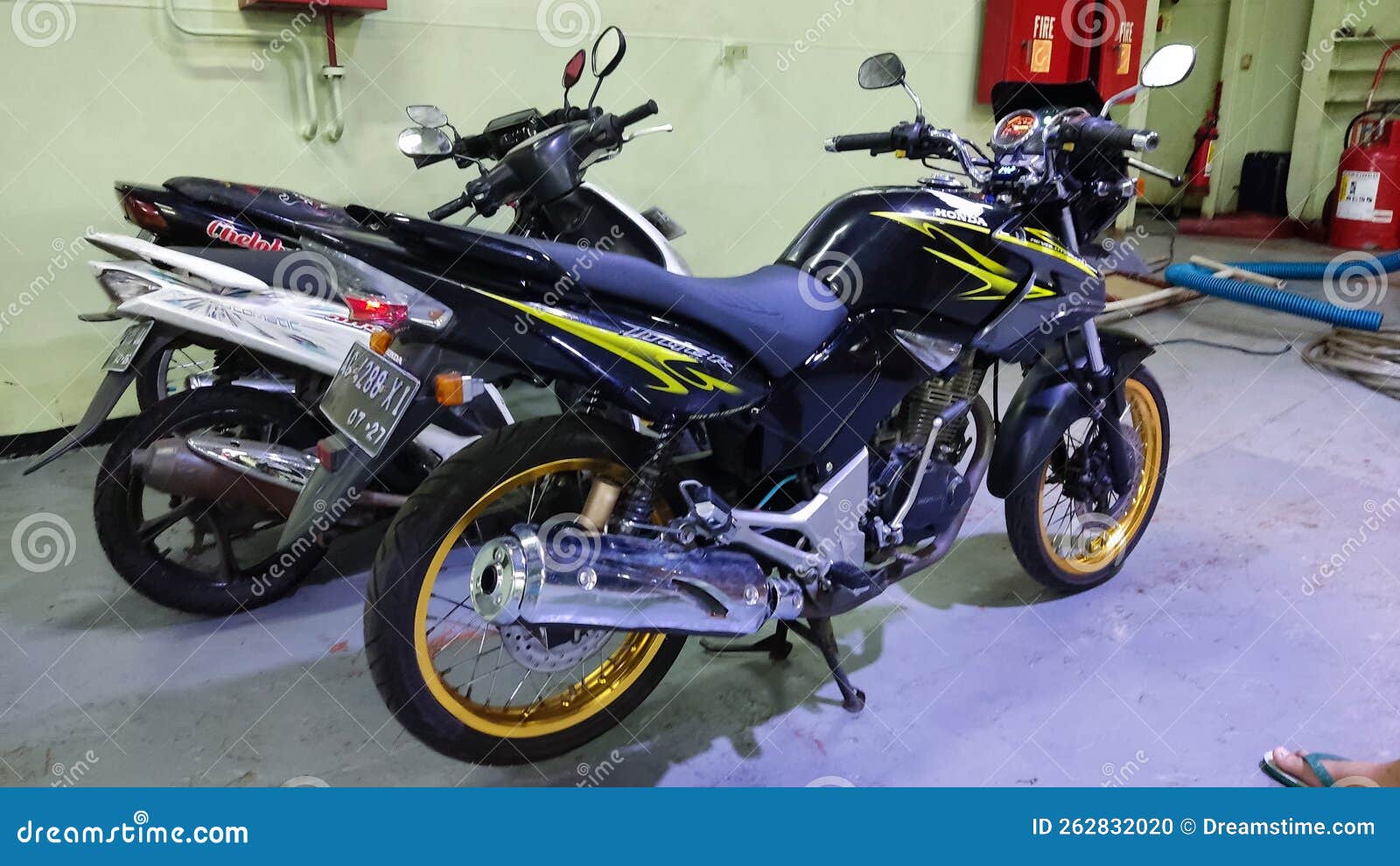 Honda Tiger Indonesia Motor Cycle Editorial Image - Image of cruiser ...