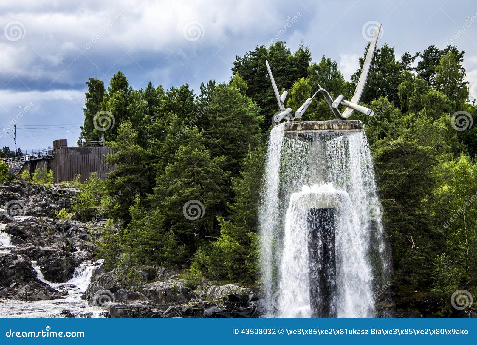 Honefoss Norvège photographie éditorial. Image du pierres - 43508032
