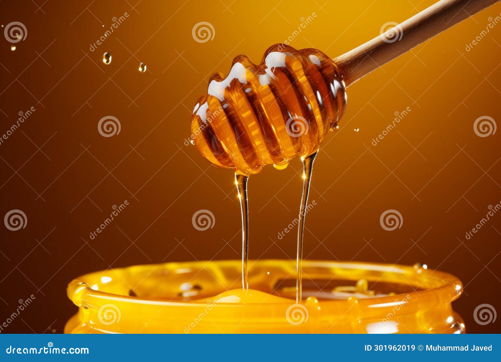 A Set Of Golden Drops Of Omega Icons . Polyunsaturated Fats Omega-3 ...