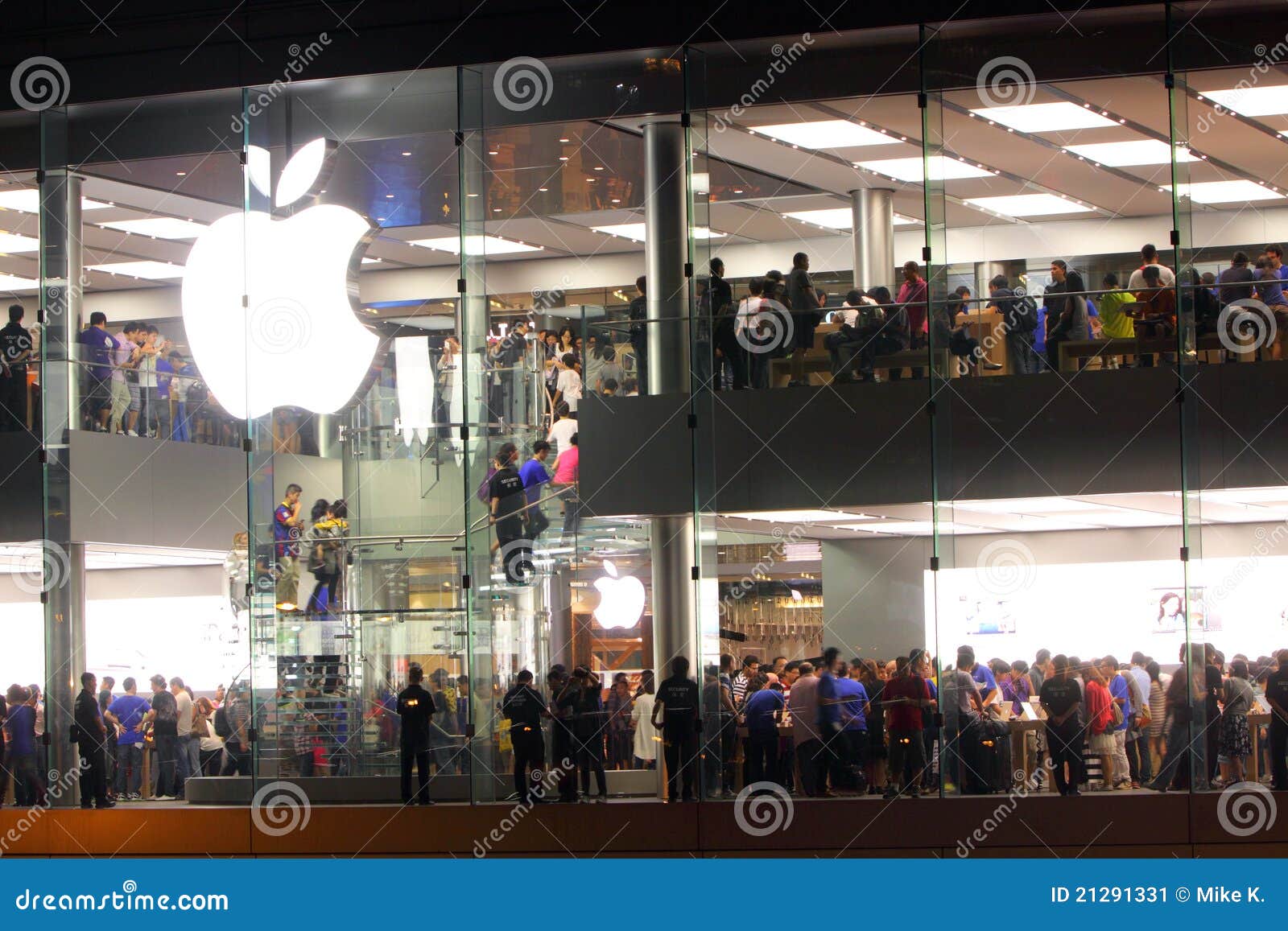 Hong Kong : Apple Store editorial photo. Image of shoppers - 21291331