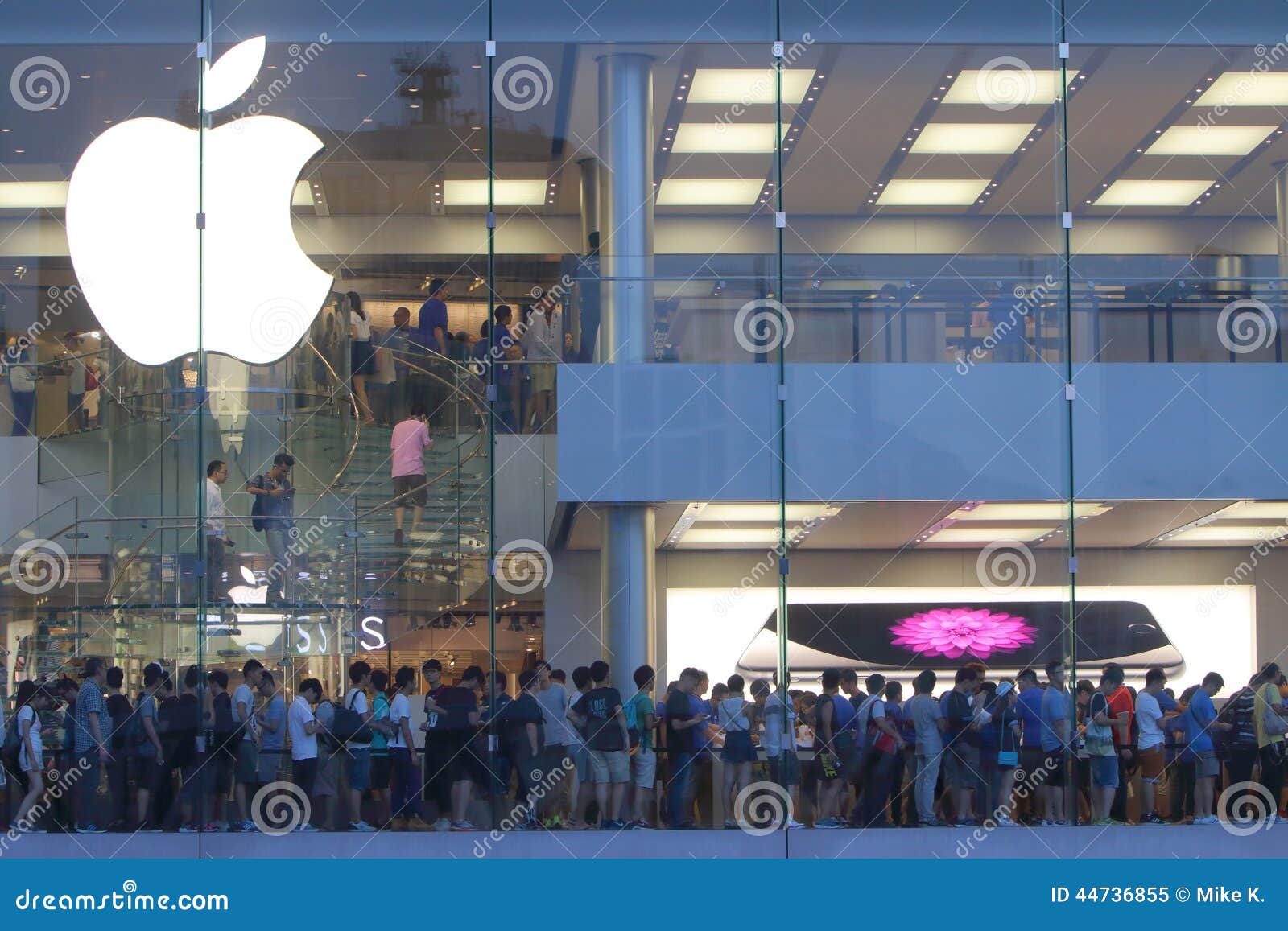 Hong Kong : Apple Store editorial image. Image of hong - 44736855