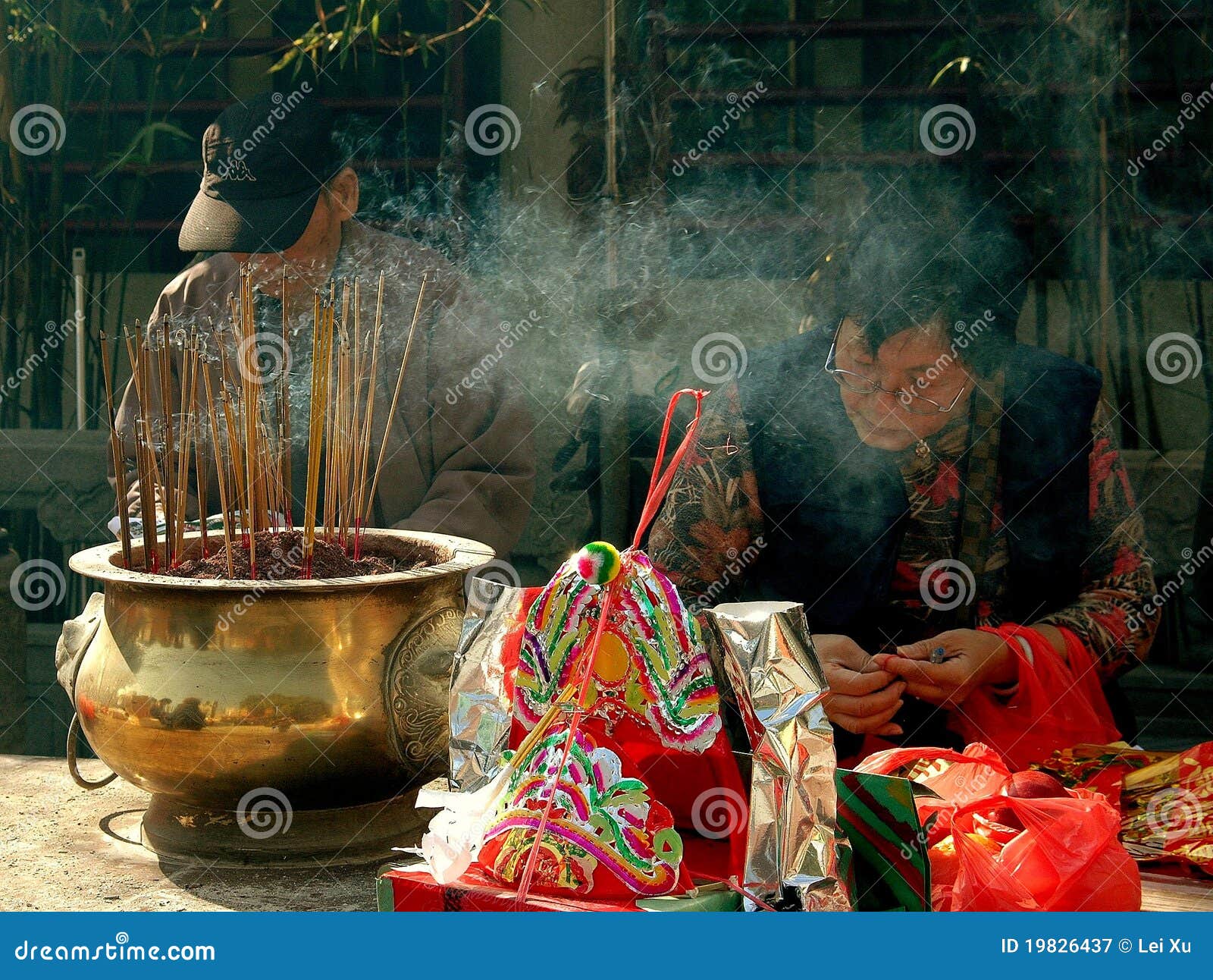 Hong Kong: Burning Incense at Temple Editorial Photography - Image of ...