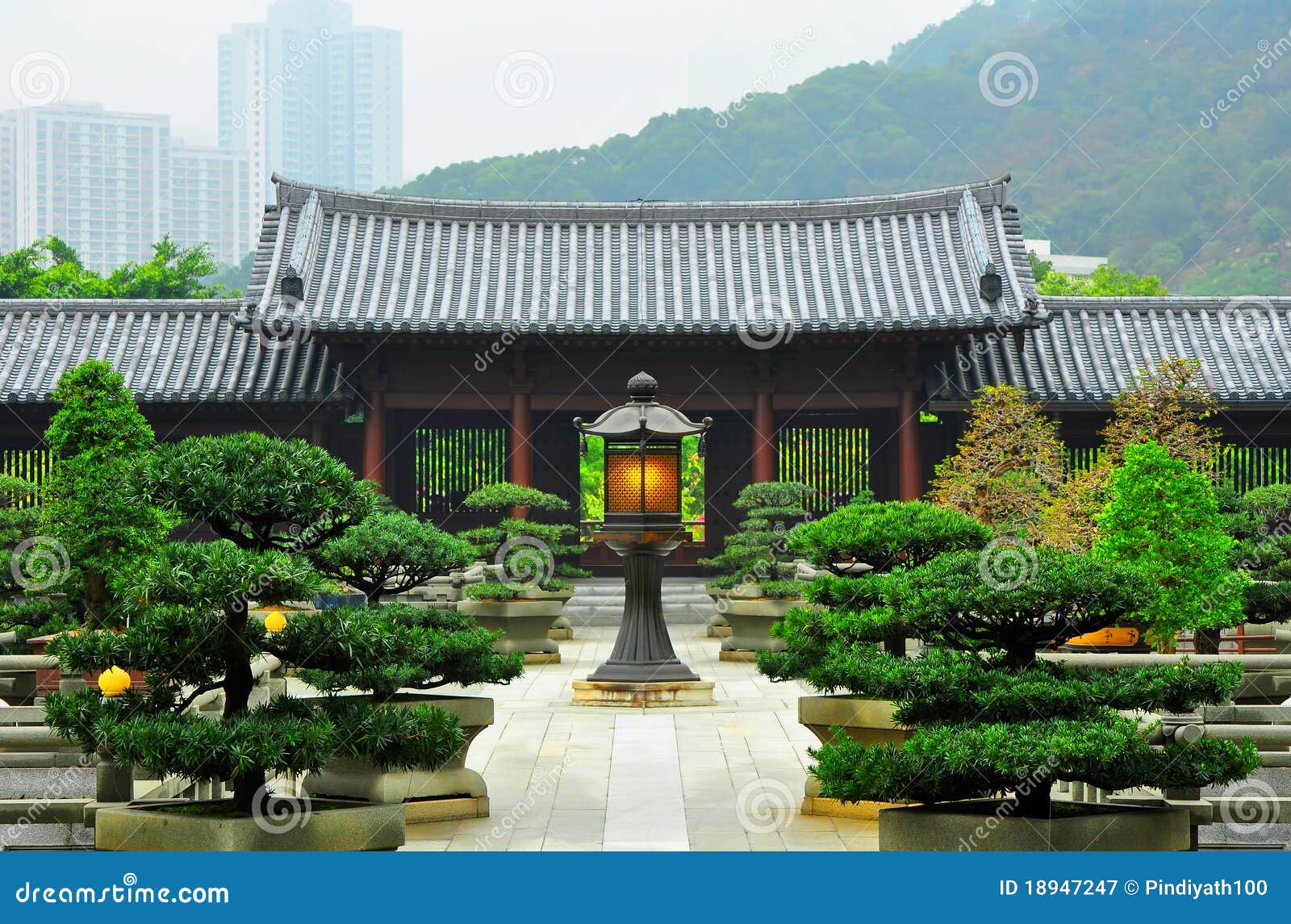 Hong Kong : Chi Lin Buddhist Nunnery Stock Image - Image of nunnery ...