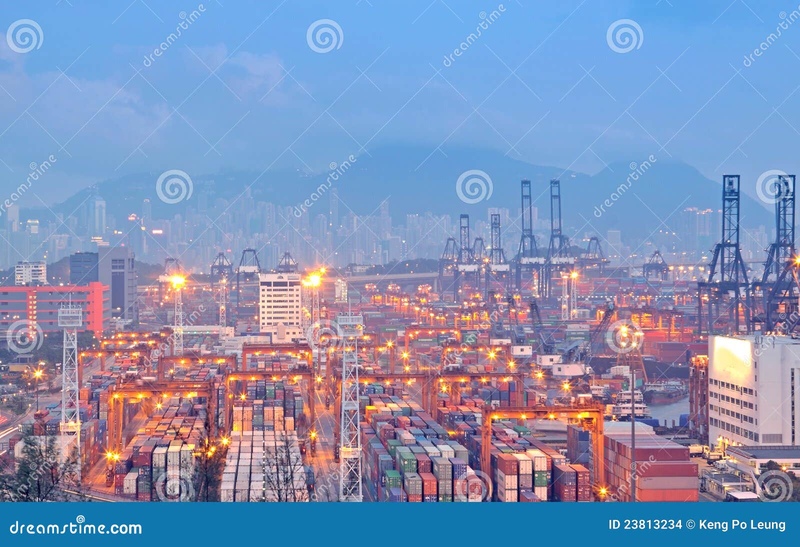 Hong Kong container pier editorial stock image. Image of river - 23813234