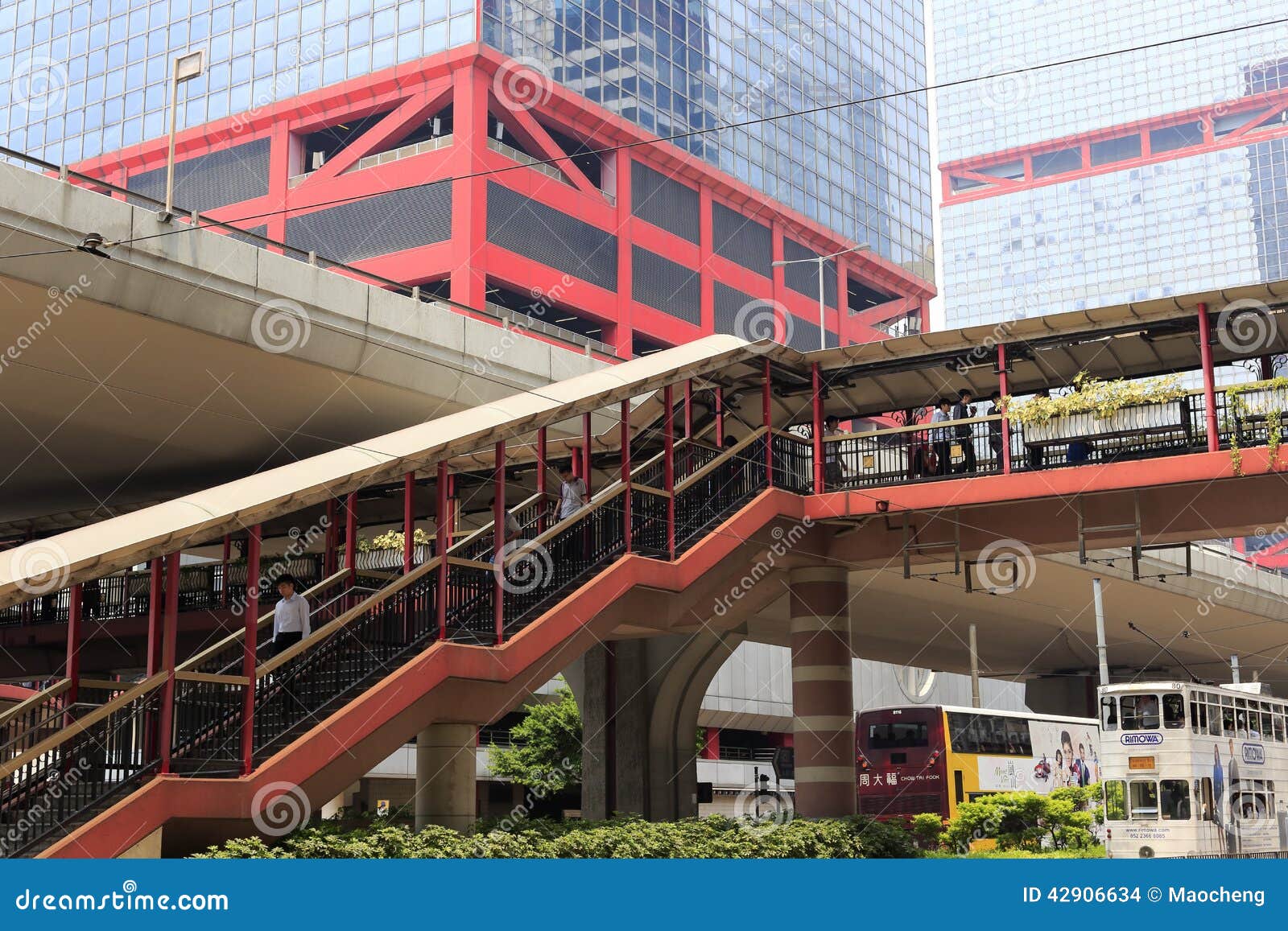 Hong kong footbridge editorial stock image. Image of structure - 42906634