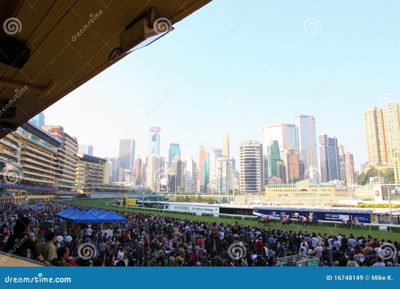 Hong Kong : Happy Valley Racecourse Editorial Stock Image - Image of ...