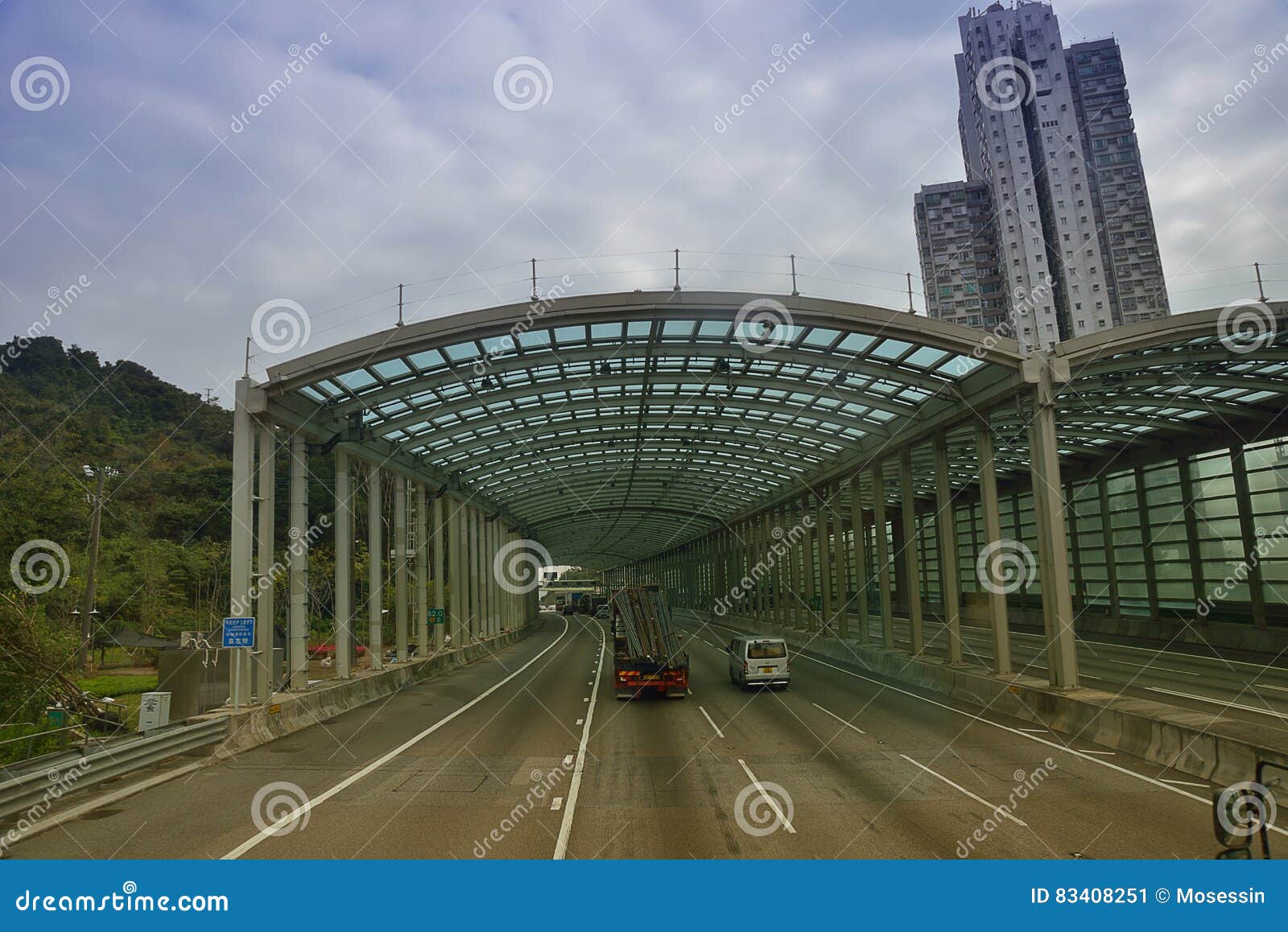 Hong Kong highway editorial photo. Image of road, street - 83408251