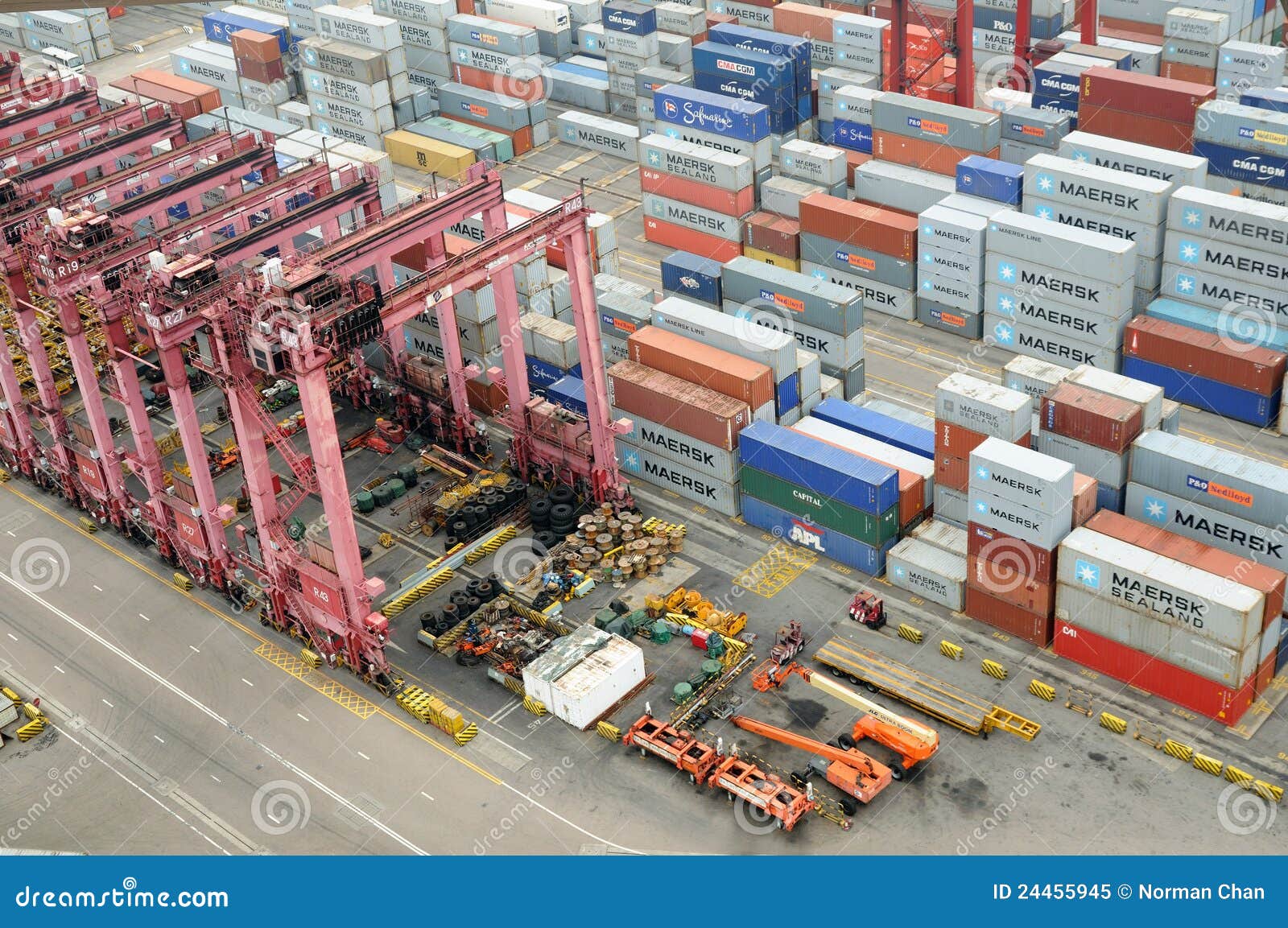 Hong Kong Kwai Chung Container Terminal Editorial Image - Image of ...